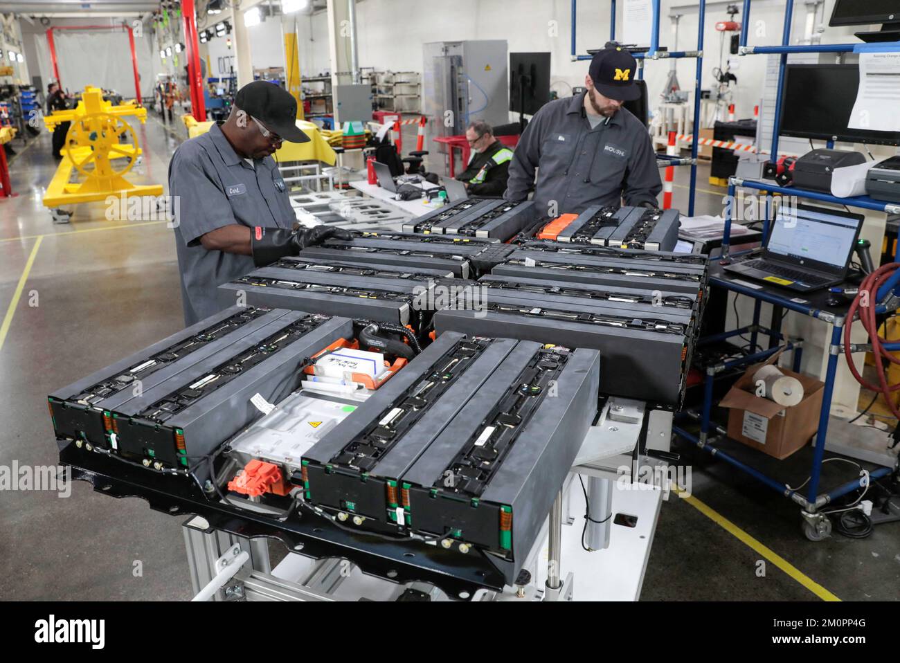 On battery hi-res stock photography and images - Alamy