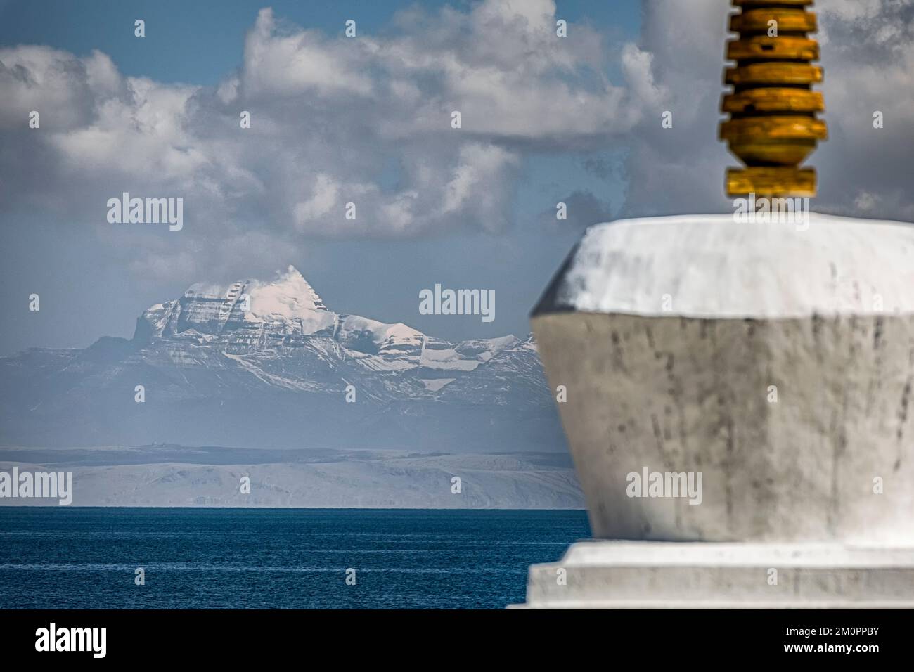 A beautiful shot of the snowy Mount Kailash in Taqin County, Ali ...