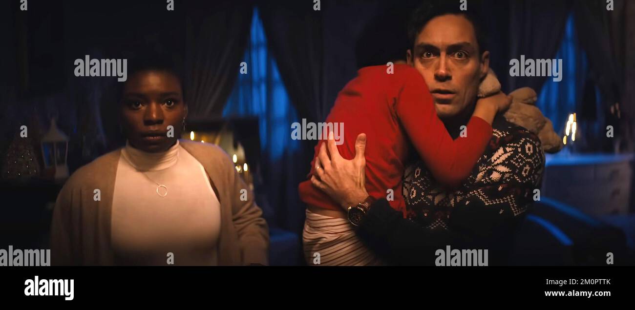 VIOLENT NIGHT, from left: Alexis Louder, Leah Brady, Alex Hassell, 2022 ...