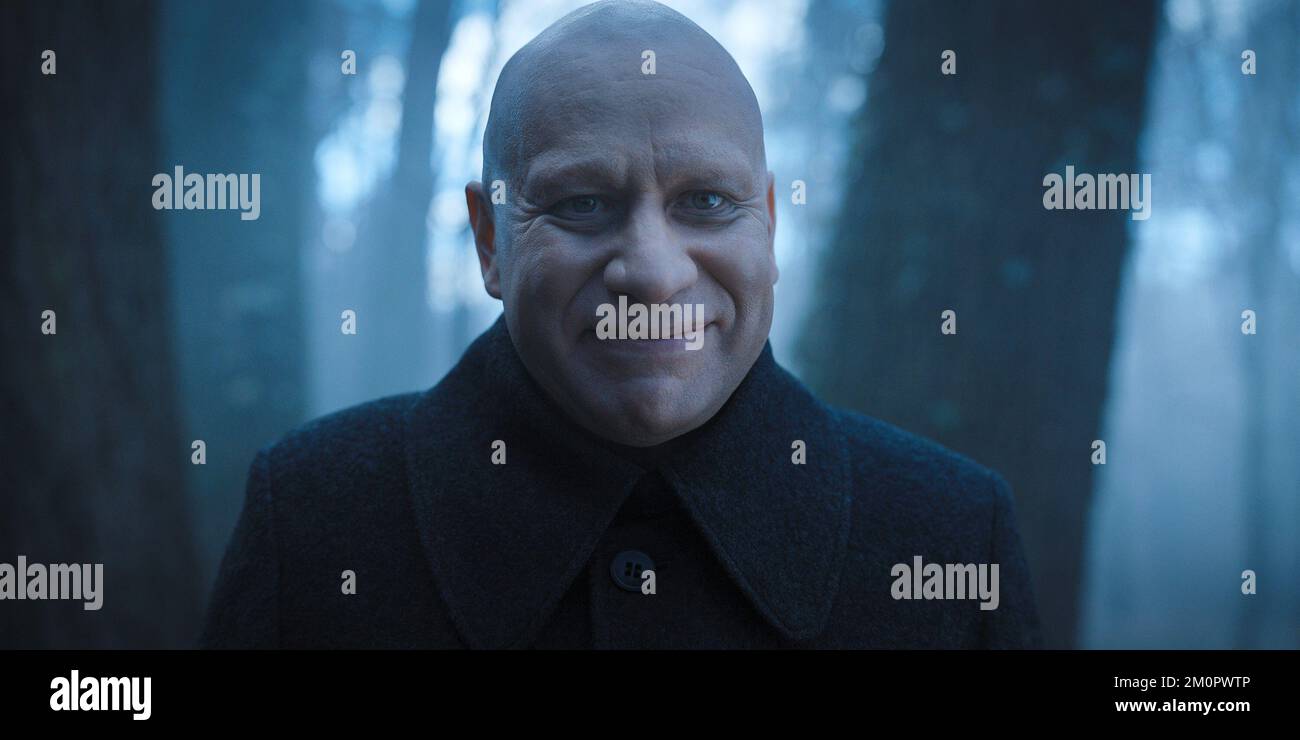 WEDNESDAY, Fred Armisen as Uncle Fester, 'If You Don't Woe Me By Now ...