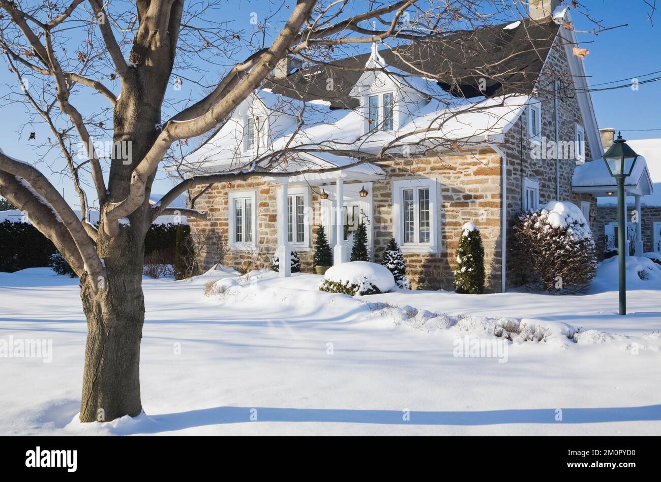 Old 1840 Canadiana cottage style fieldstone home with white trim in ...