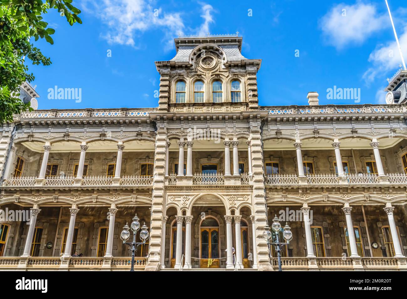 Iolani Palace Building Details Honolulu Oahu Hawaii Built 1882 by King ...