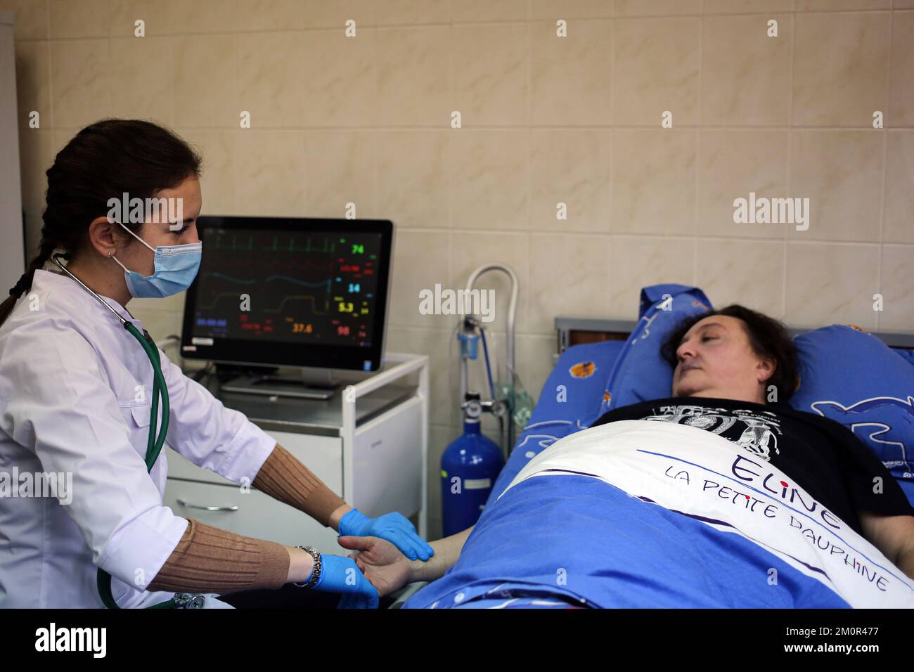 Simulation hybrid training hi-res stock photography and images - Alamy