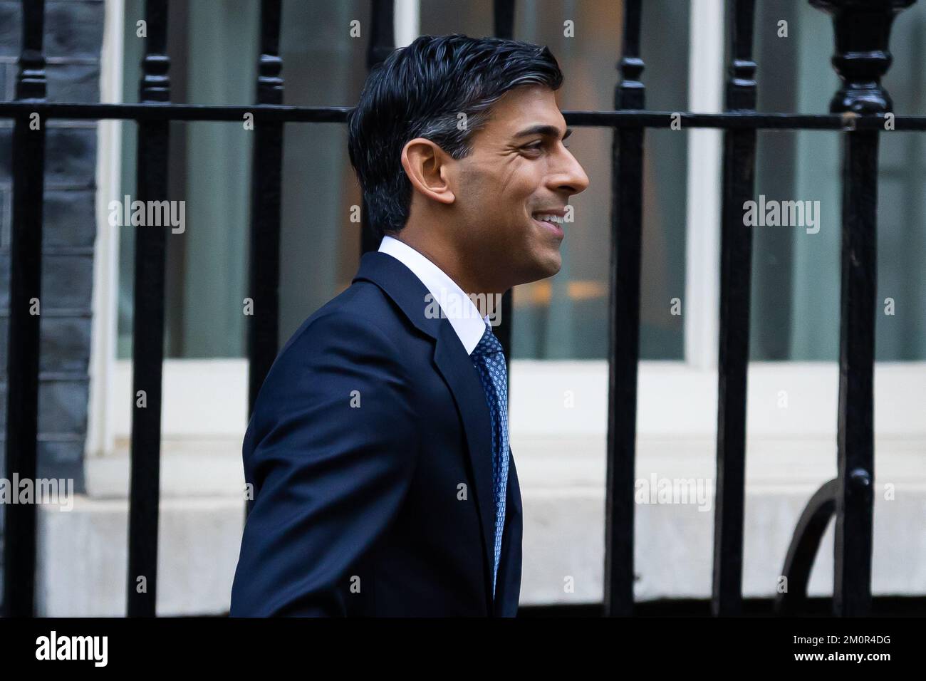 London, UK. 07th Dec, 2022. Prime Minister Rishi Sunak leaves 10 Downing Street for Parliament ...
