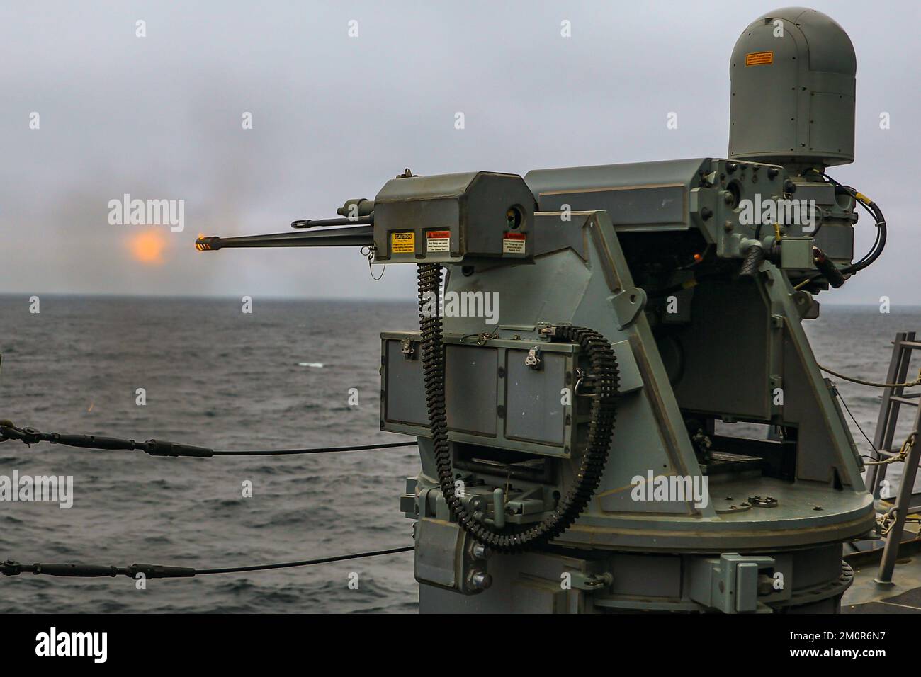 Mark 38 25 mm machine gun hi-res stock photography and images - Alamy