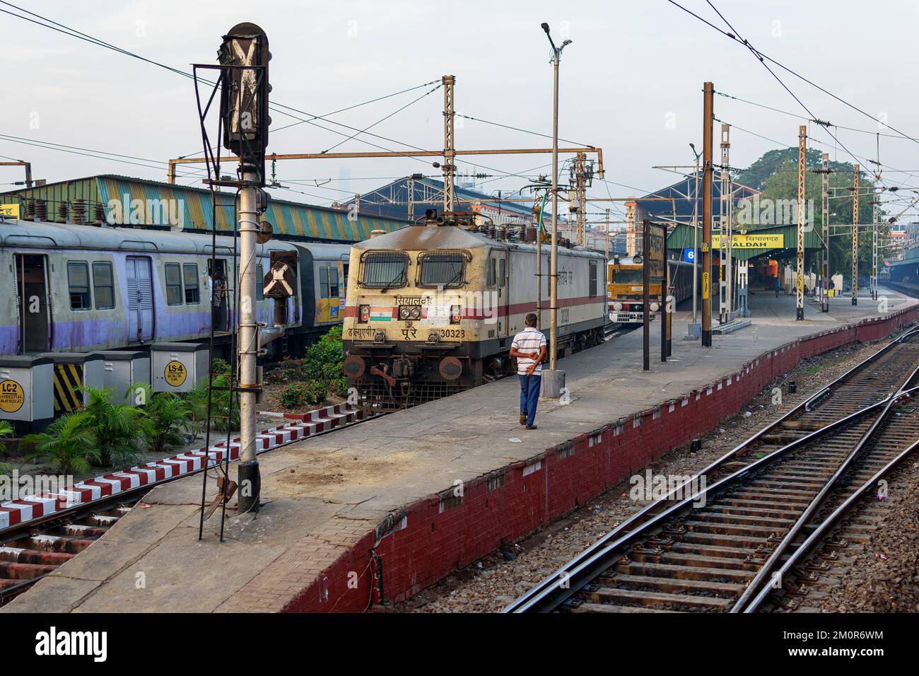 Picture of electric rail engine standing at a Junction Railway Station ...