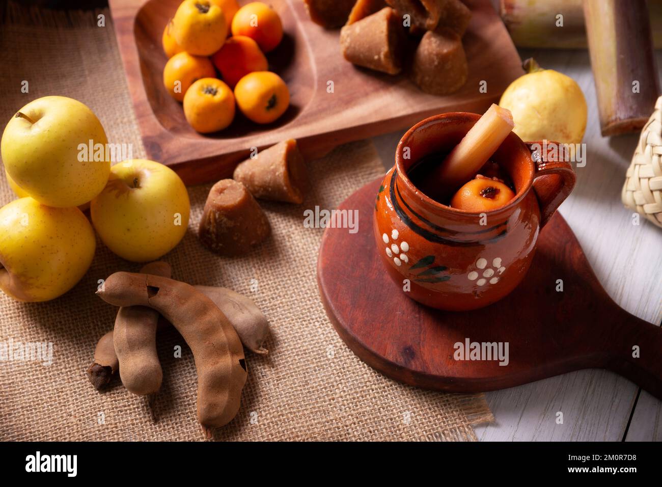 Ponche mexicano hi-res stock photography and images - Alamy