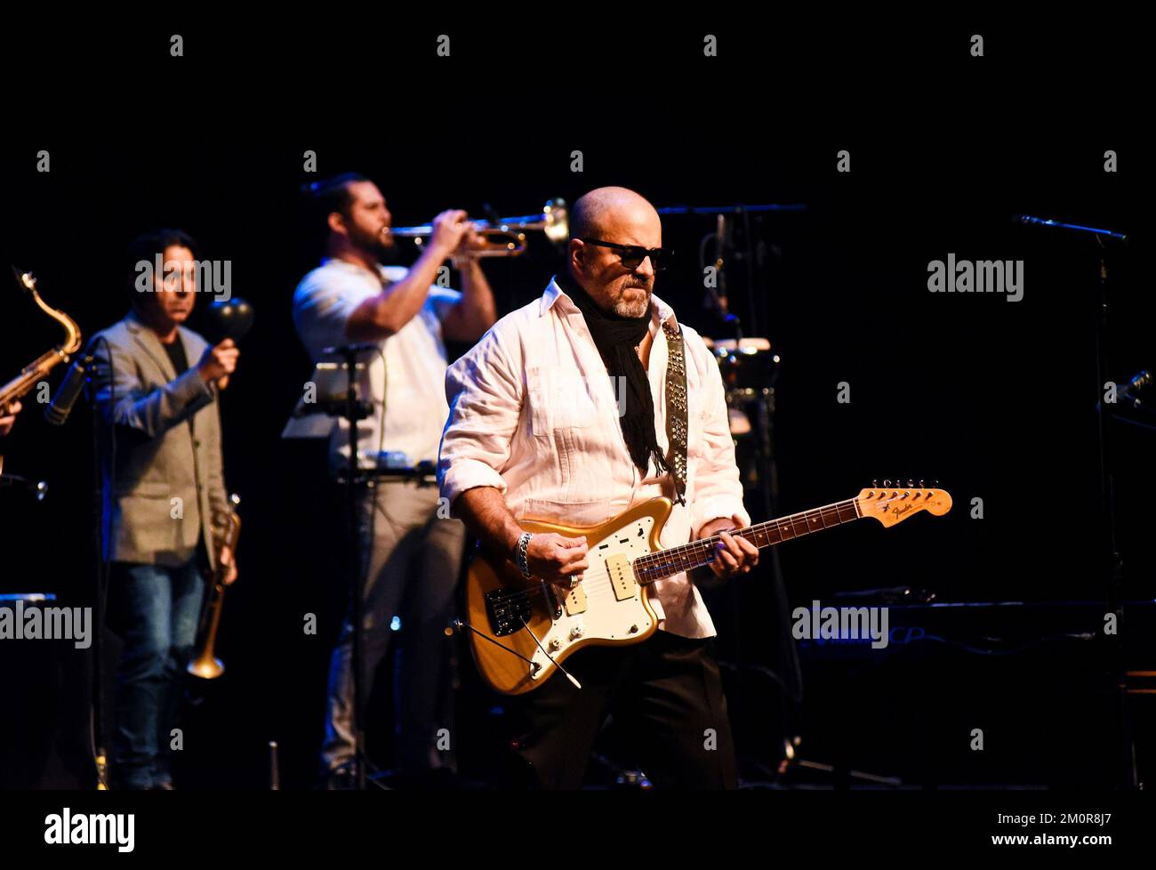 The mavericks band 2022 hi-res stock photography and images - Alamy