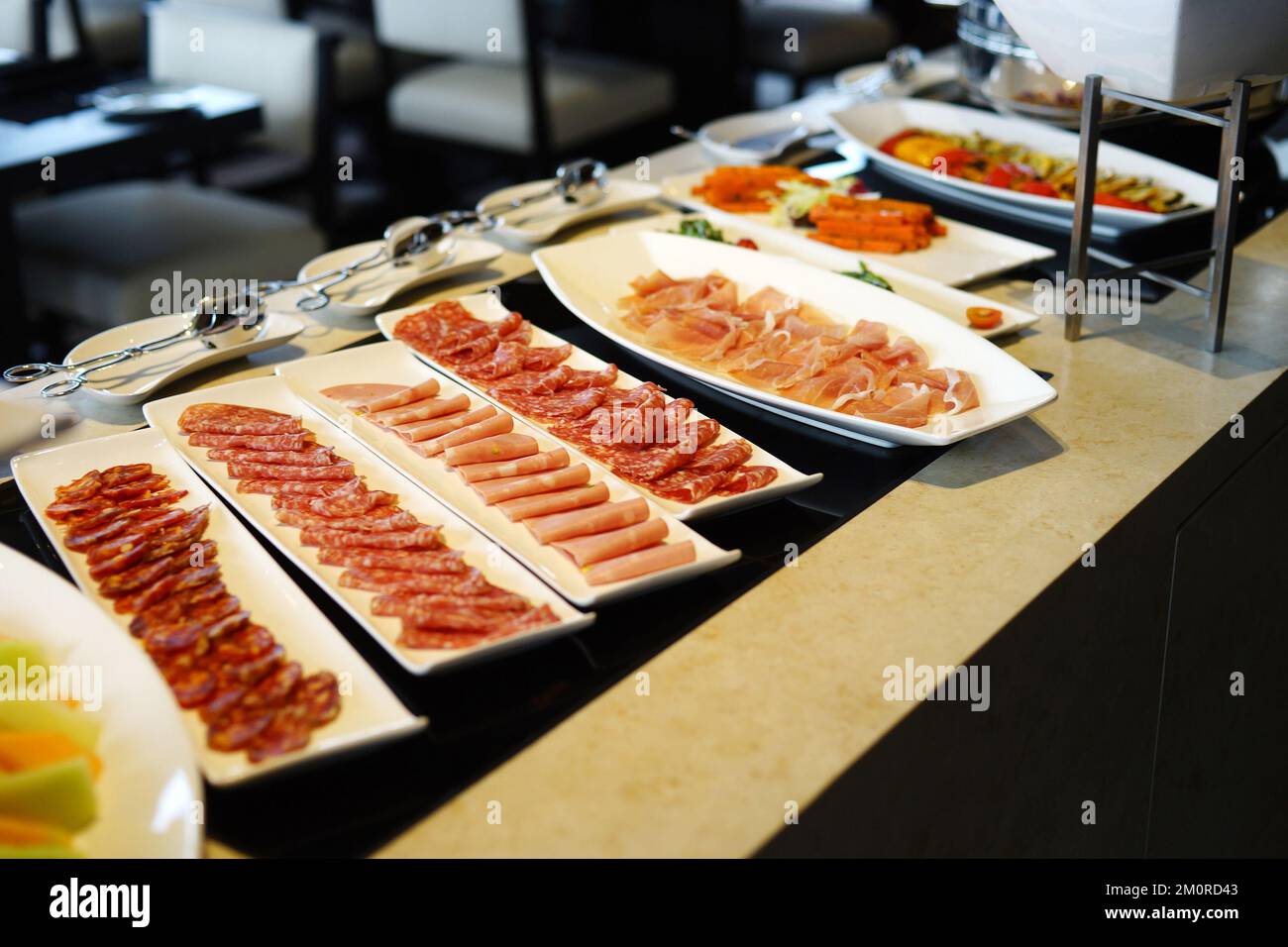 Long plates hi-res stock photography and images - Alamy