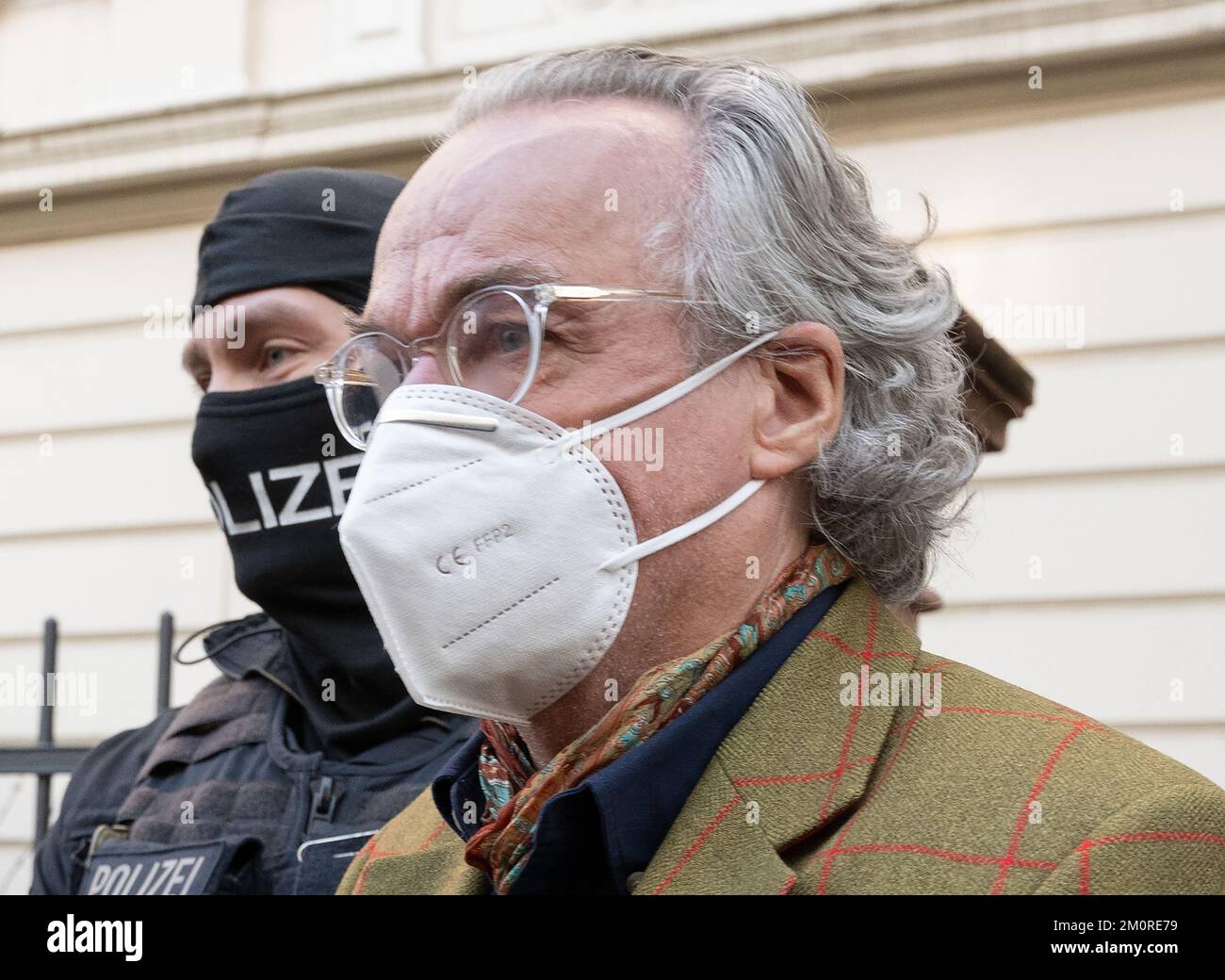 07 December 2022, Hessen, Frankfurt/Main: During a raid against so ...