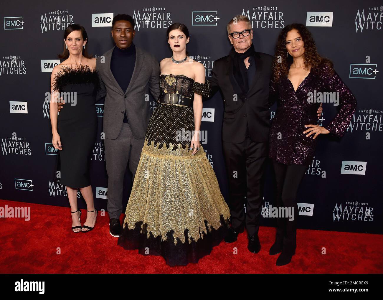 Los Angeles, USA. 07th Dec, 2022. Tongayi Chirisa, Annabeth Gish ...