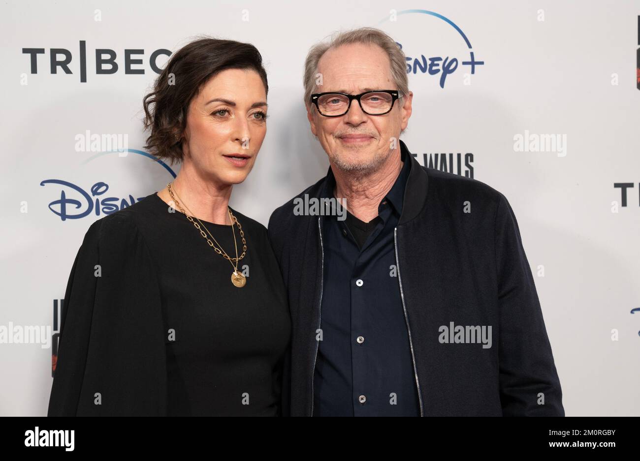 Mary McCartney and Steve Buschemi attend "If These Walls Could Sing ...