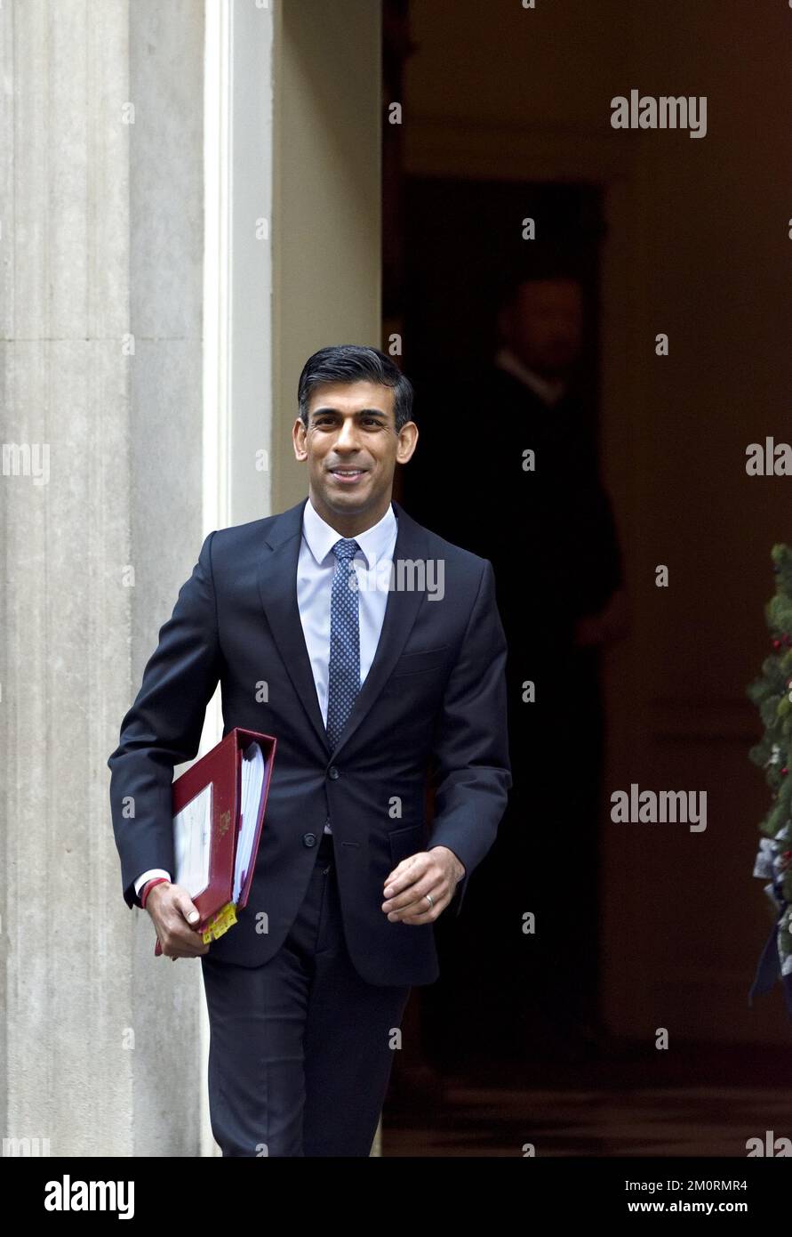 Rishi Sunak MP - British Prime Minister - leaving 10 Downing Street for ...