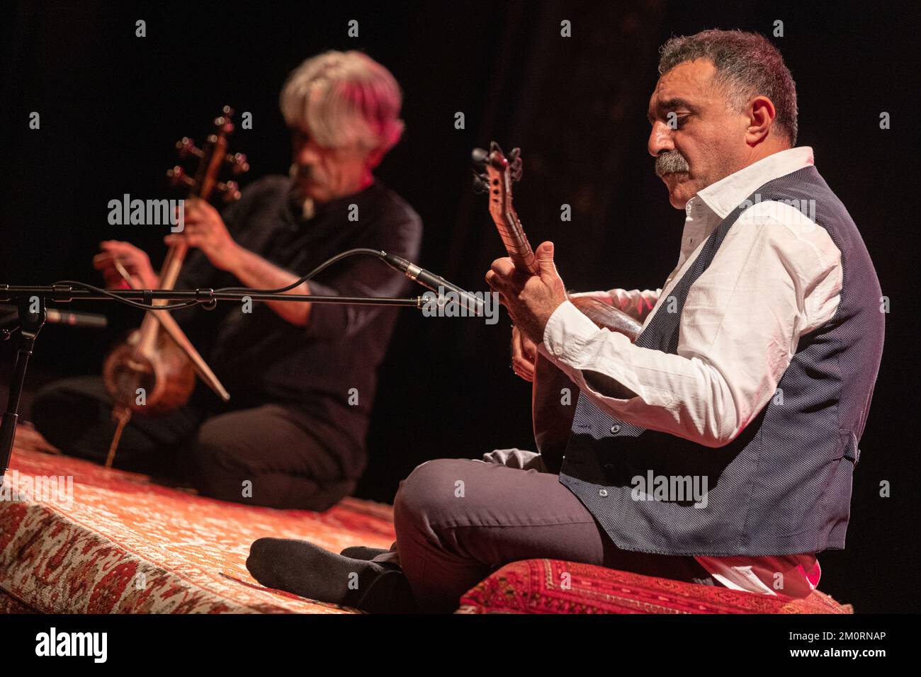 Iranian-Kurdish kamancheh player Kayhan Kalhor and Turkish folk ...