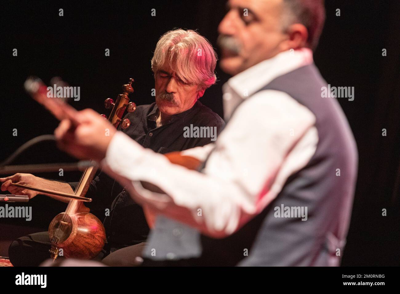 Iranian-Kurdish kamancheh player Kayhan Kalhor and Turkish folk ...
