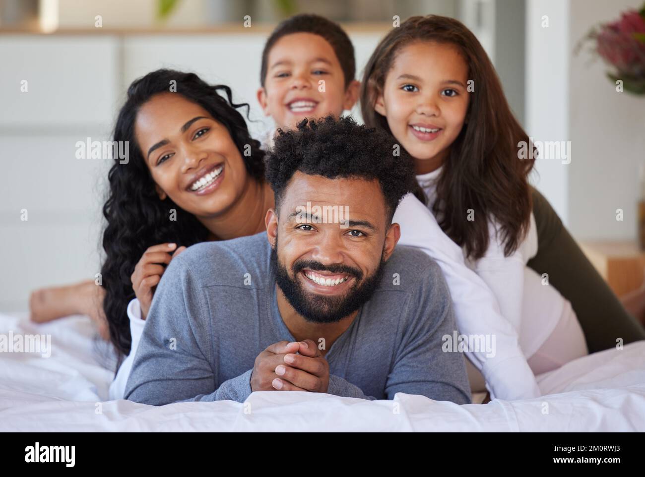 Family together backs hi-res stock photography and images - Alamy