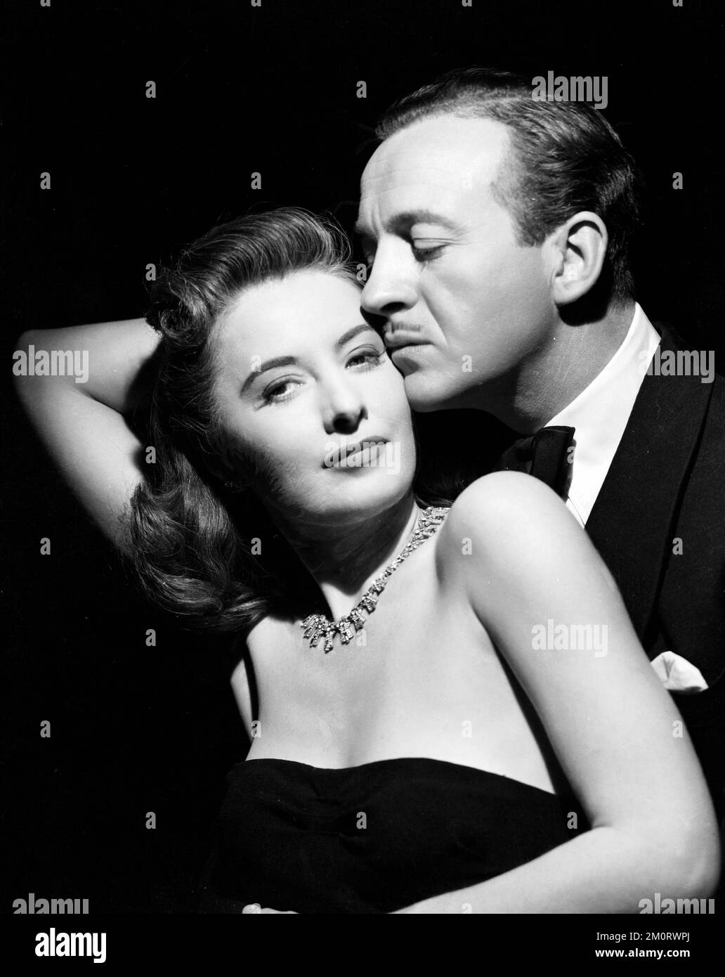 Barbara Niven And Jessica Clark Kiss