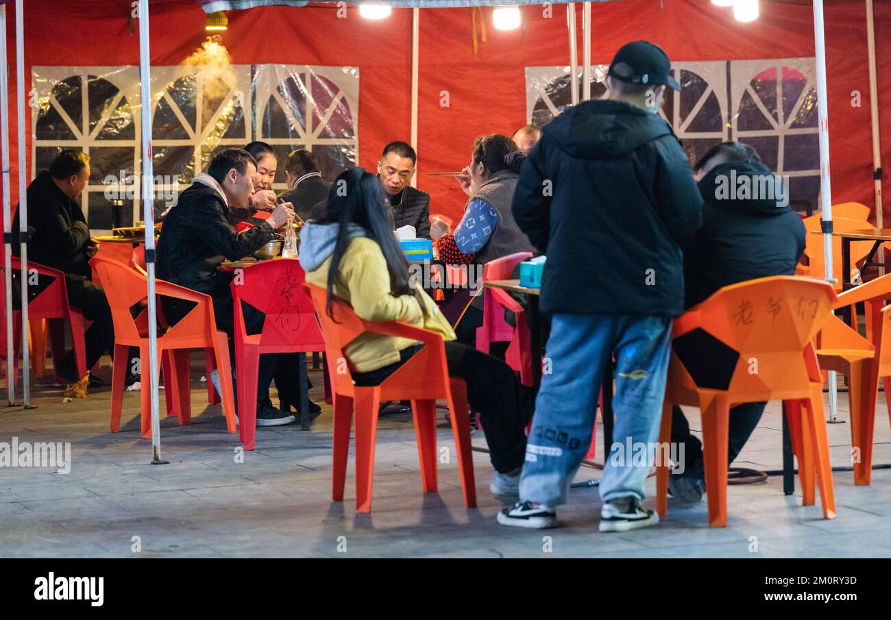 Restaurants resumed normal services in Liangjiang New Area, Chongqing ...