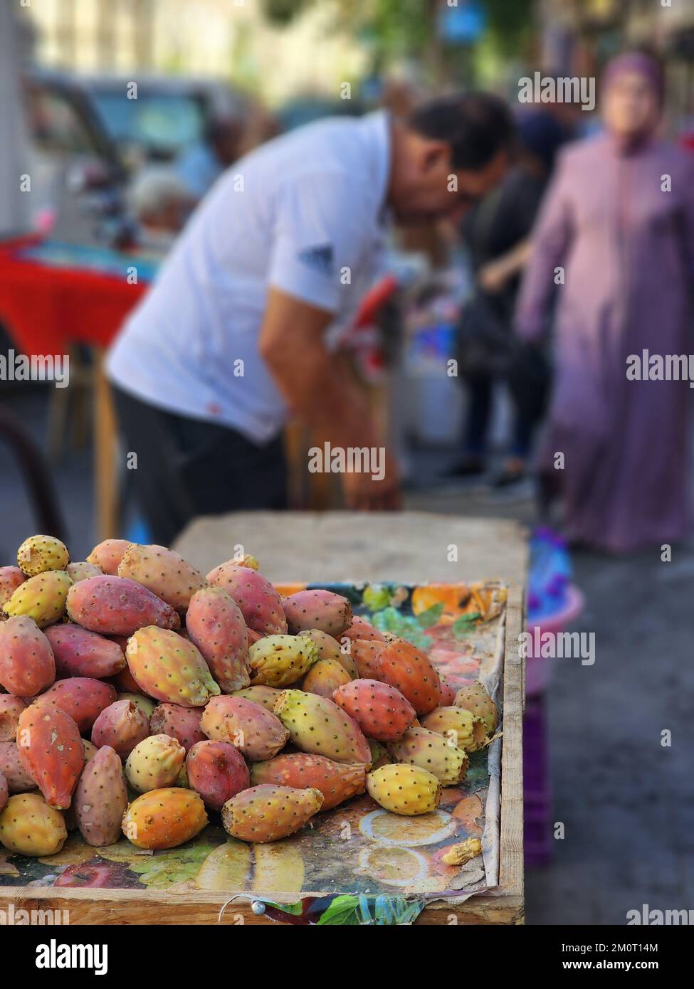 A closeup of bunch of prickly pear figs in market Stock Photo - Alamy