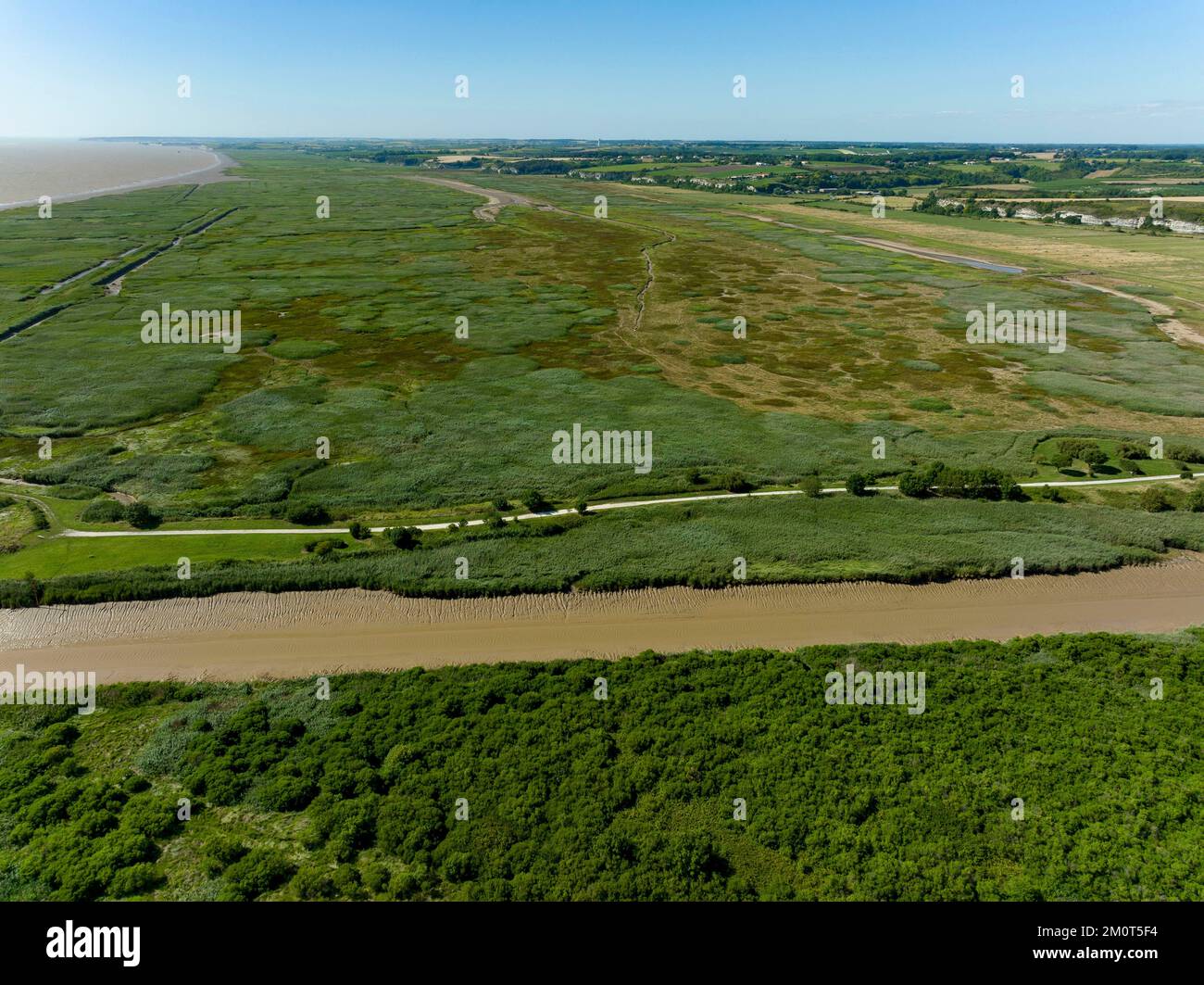 France, Charente-Maritime, Gironde estuary, Mortagne-sur-Gironde, stone ...