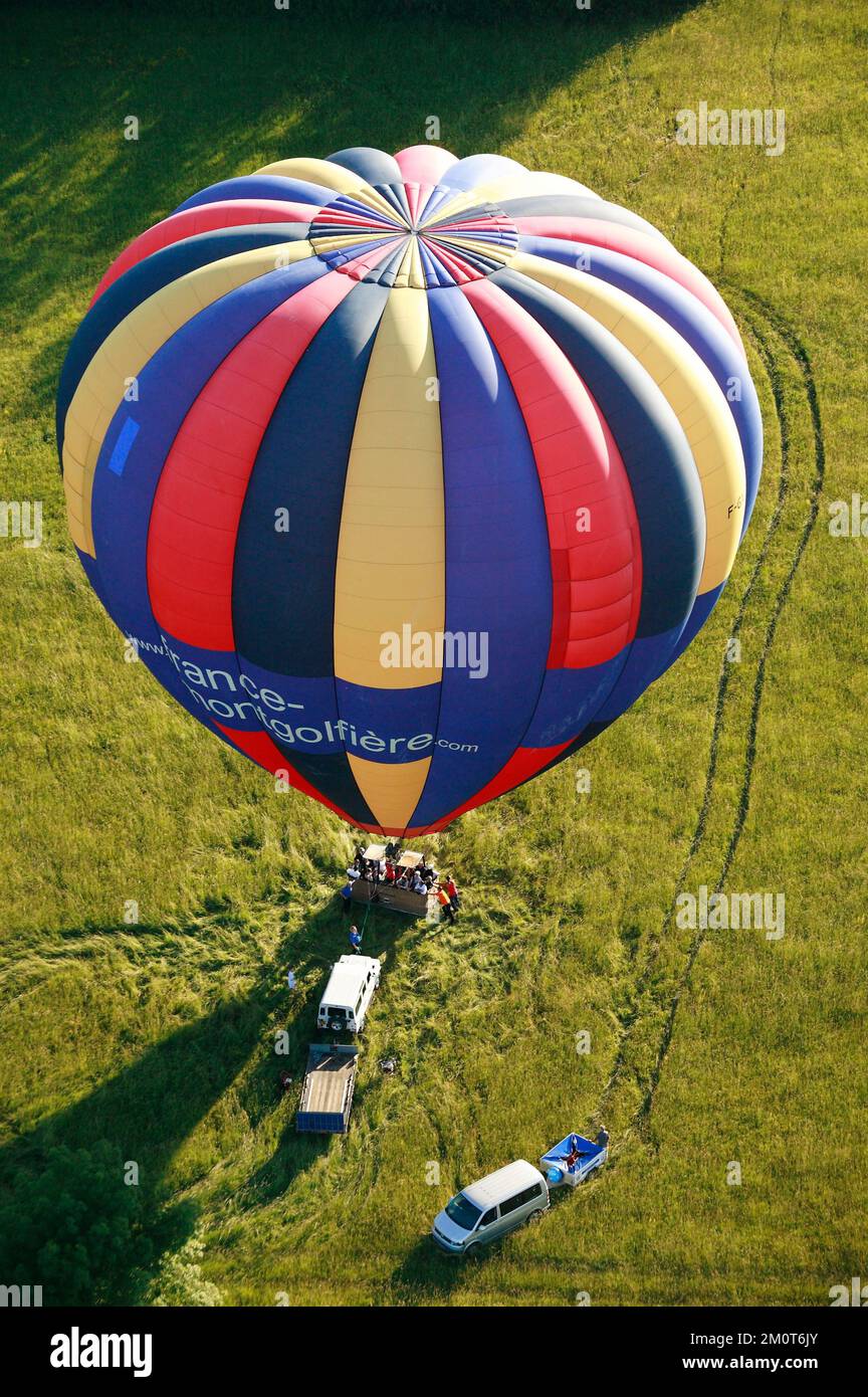 France, Loir-et-Cher, Saint-Georges-sur-Cher, preparation of the hot ...