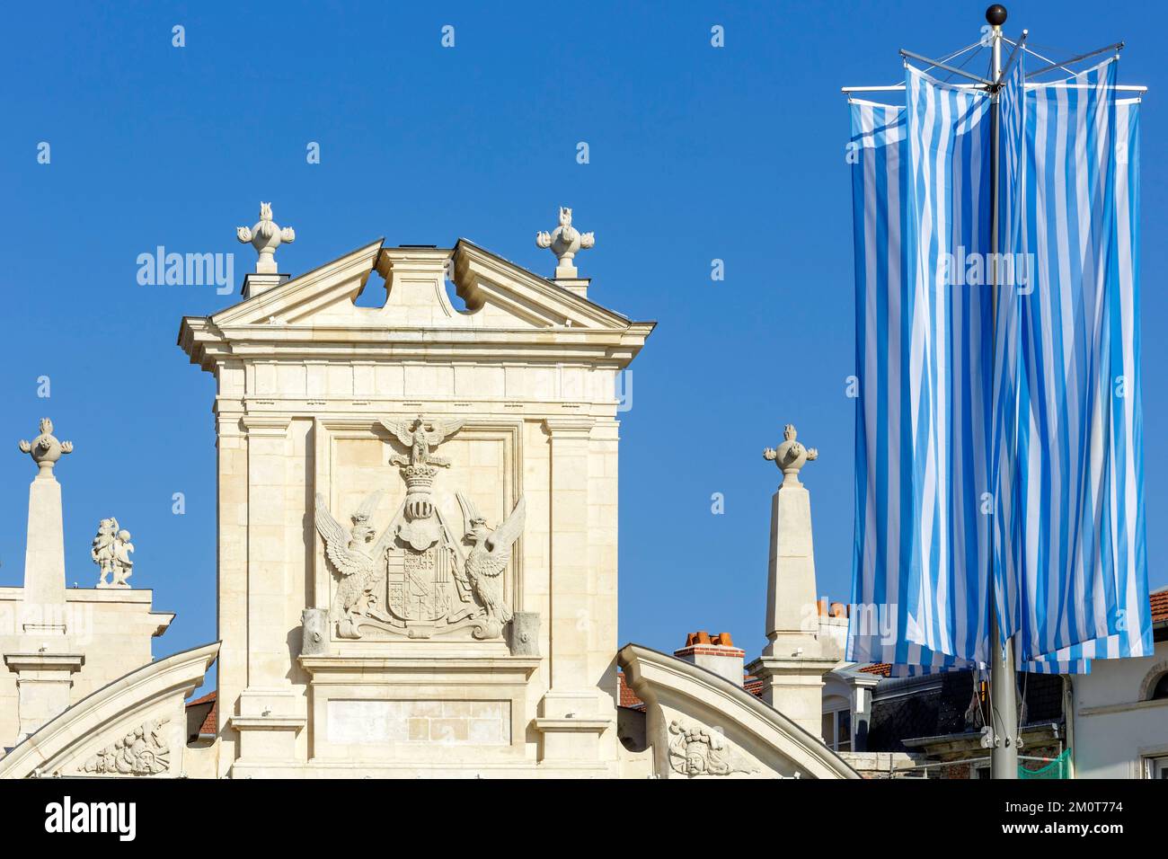 Flags 17th century hi-res stock photography and images - Alamy