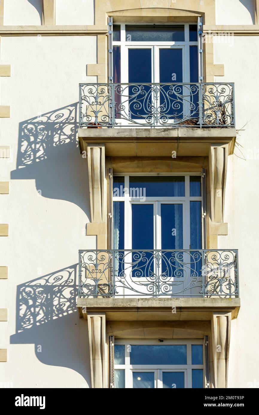 France, Meurthe et Moselle, Nancy, fa?ade of an apartment building ...