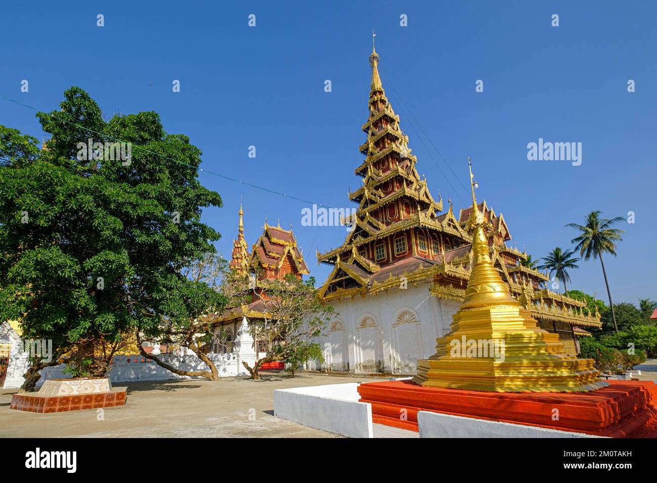 Myanmar, Burma, Karen or Kayin state, village of Kawhnat, U Nar Auk or ...