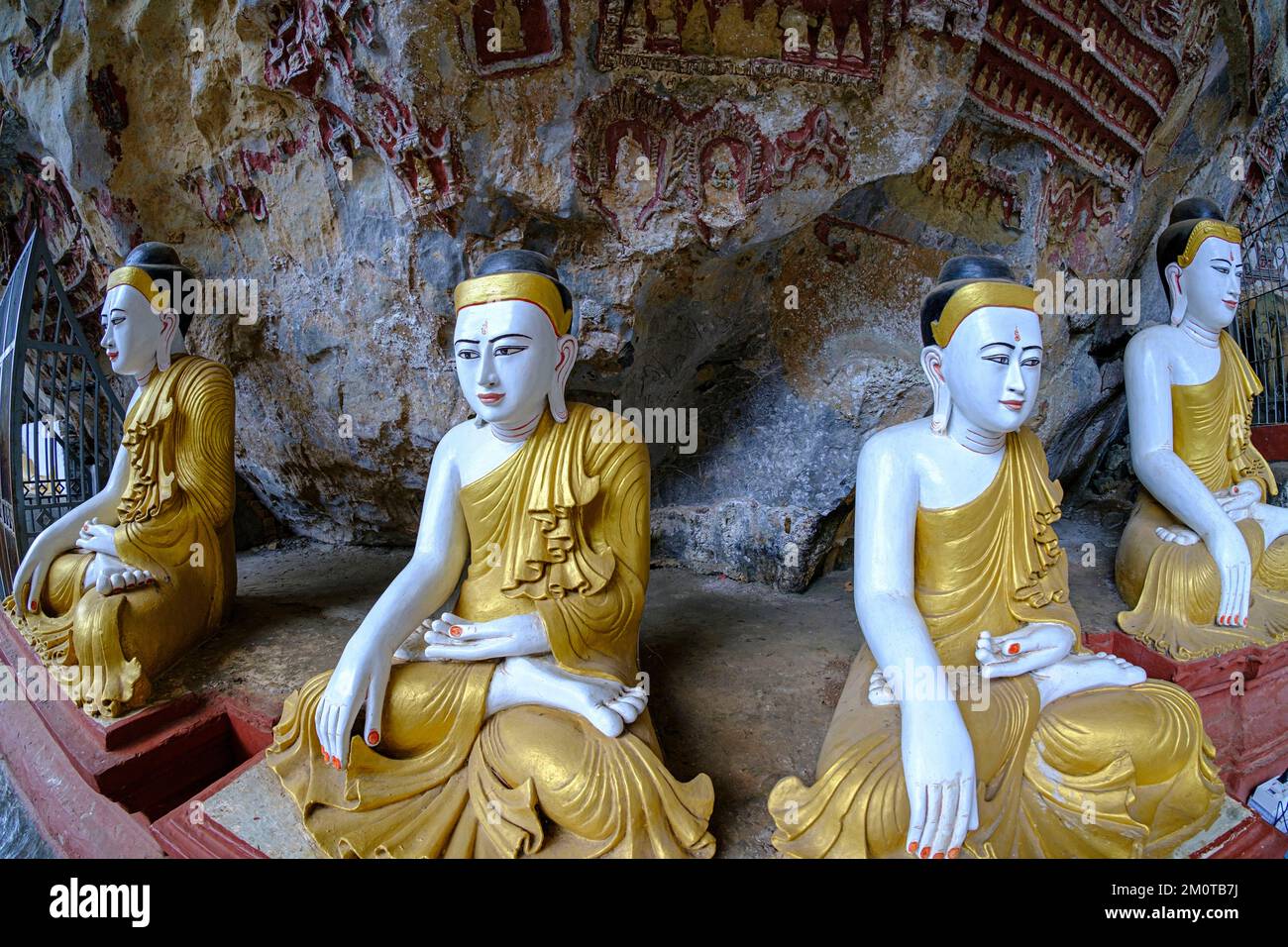 Sadan cave myanmar hi-res stock photography and images - Alamy