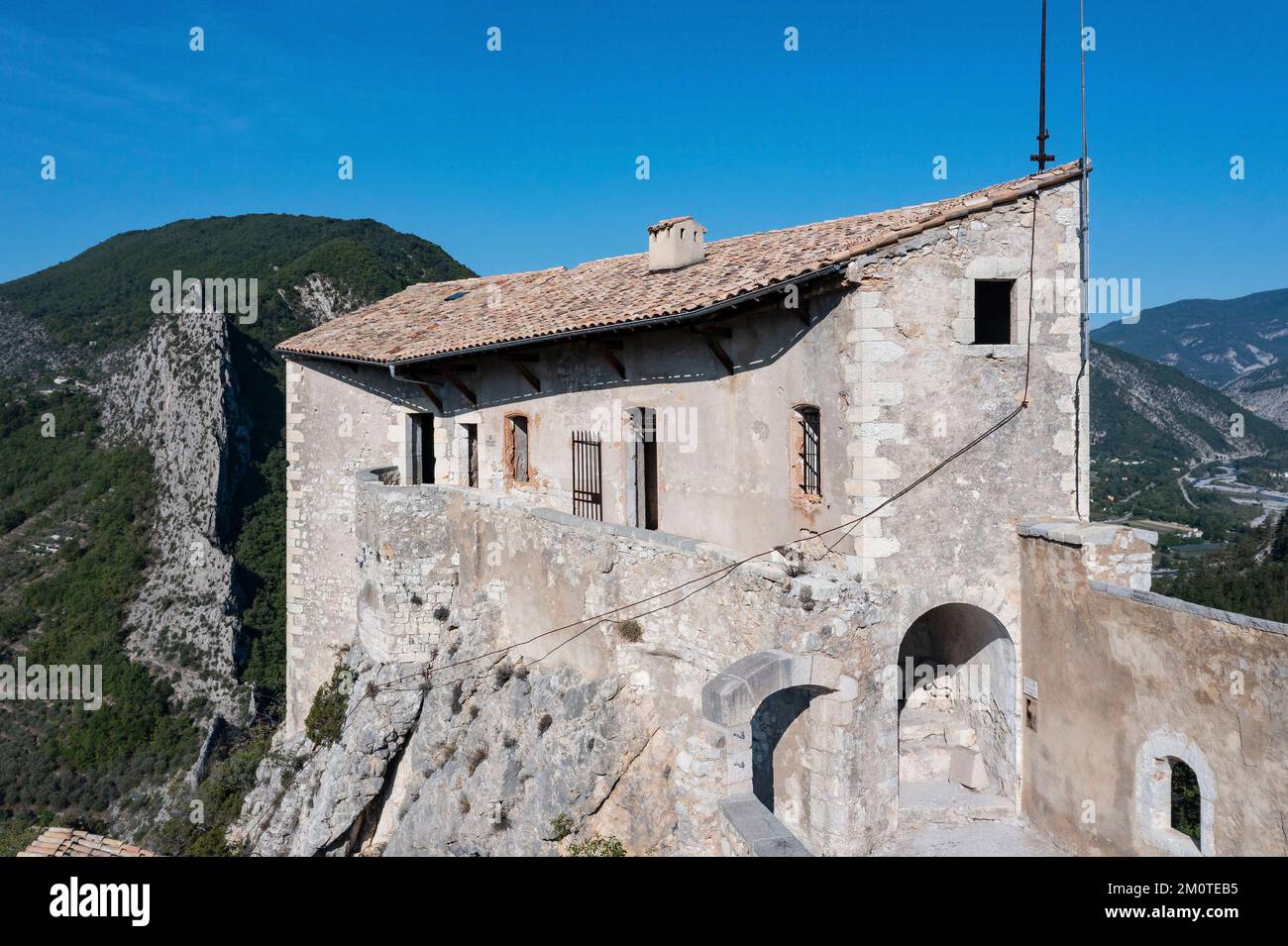 France, Alpes de Haute Provence, Entrevaux, village and city of ...
