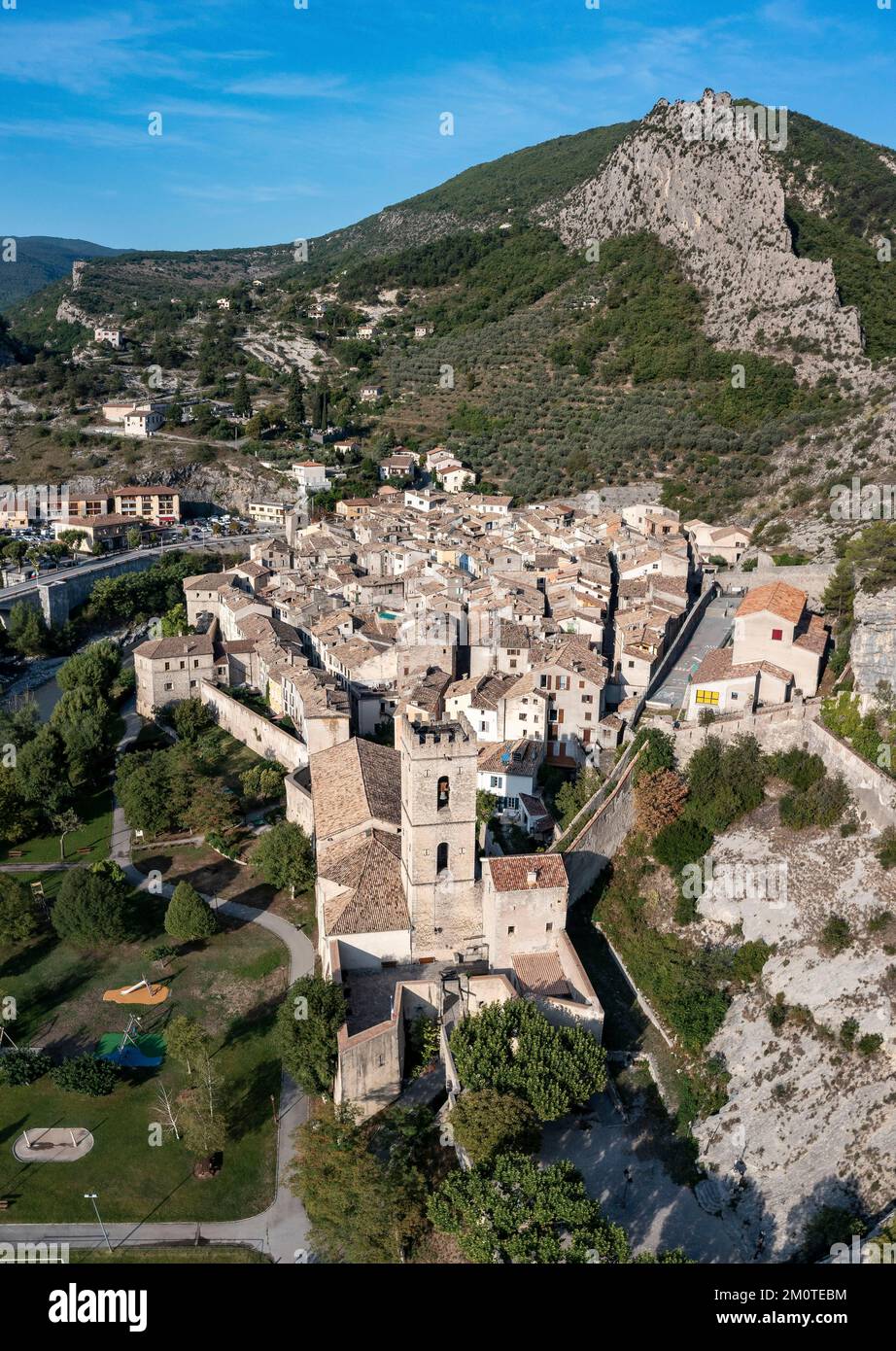 France, Alpes de Haute Provence, Entrevaux, village and city of ...