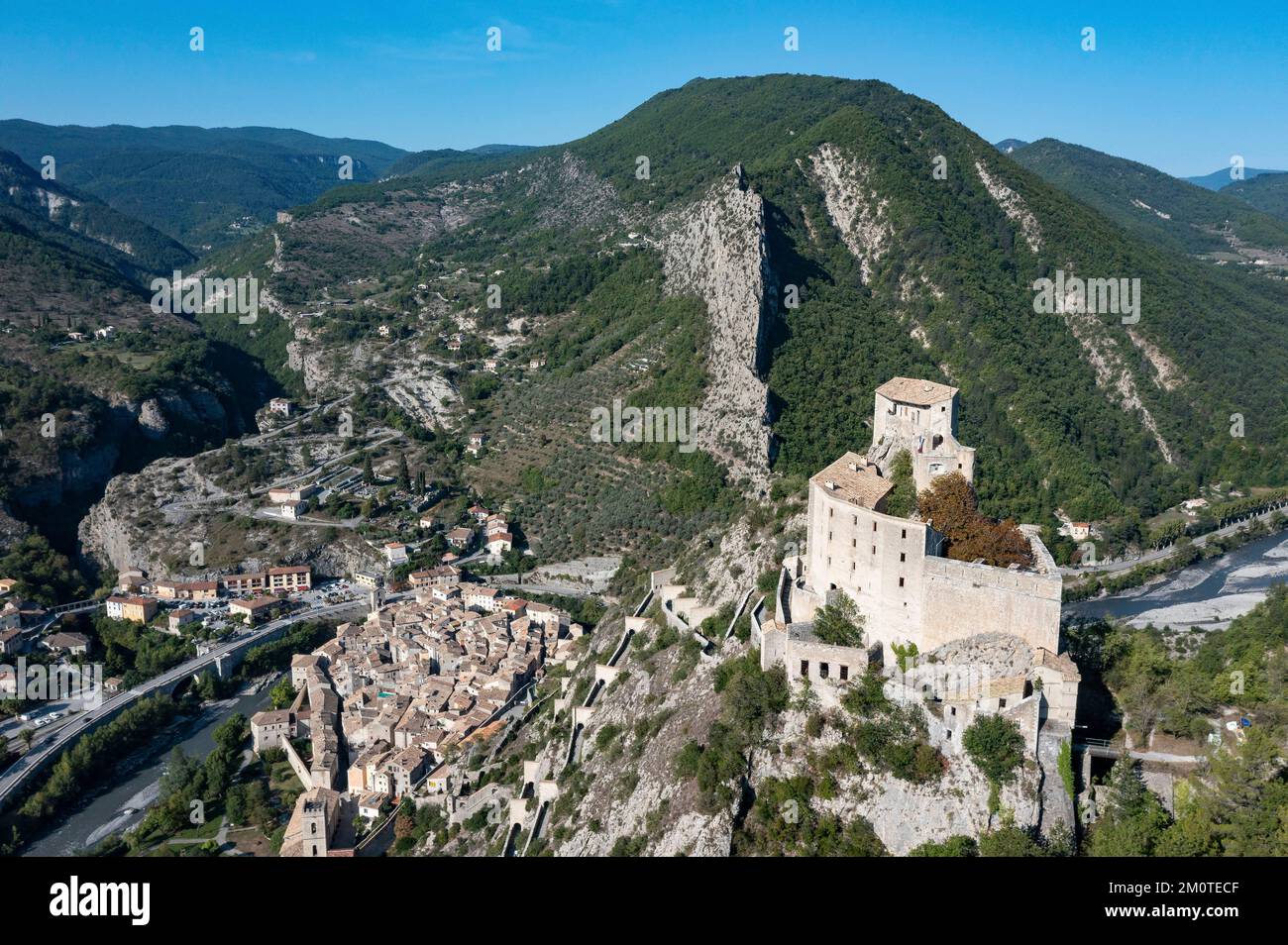 France, Alpes de Haute Provence, Entrevaux, village and city of ...