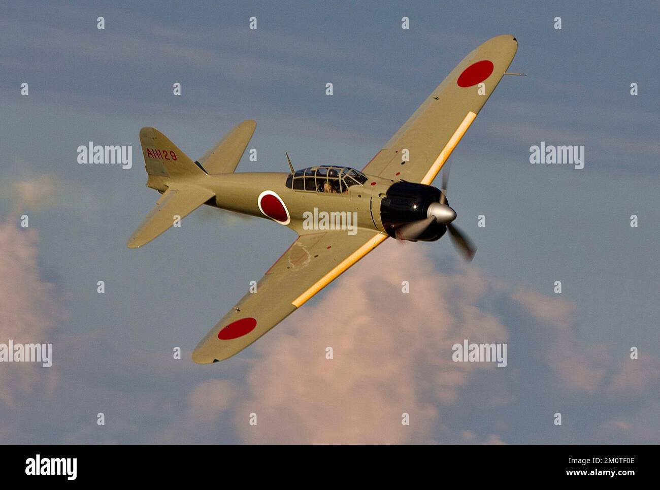 Mitsubishi A6M Zero fighter plane Stock Photo - Alamy