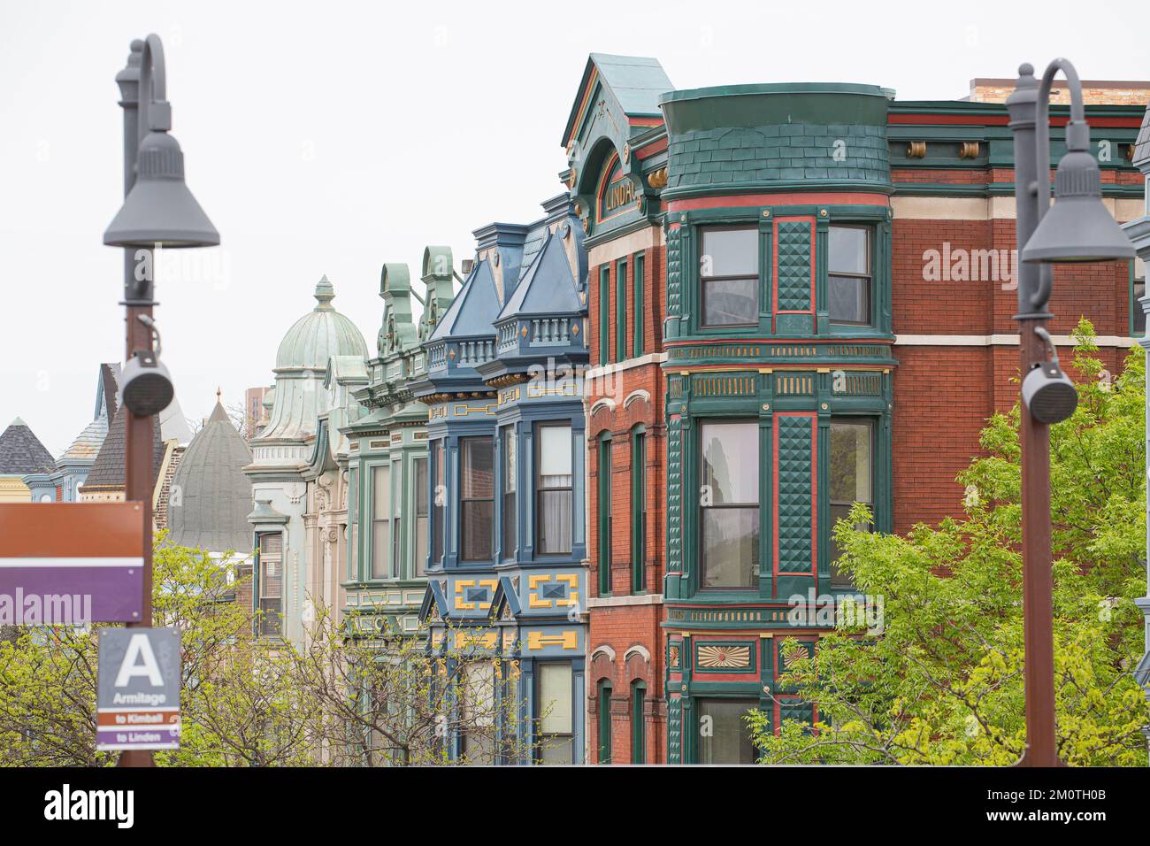 West armitage avenue chicago hi-res stock photography and images - Alamy