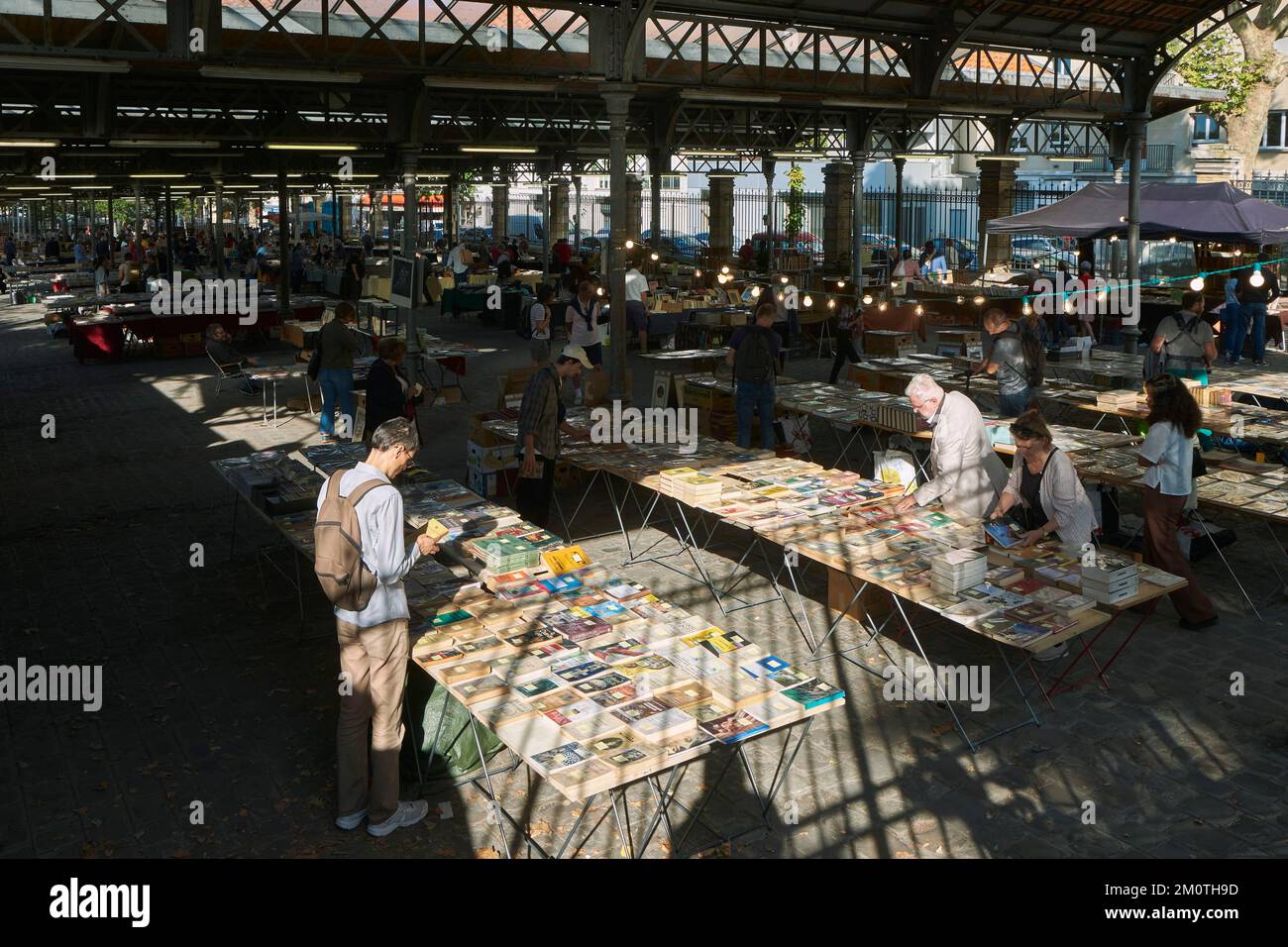 Georges brassens book paris hi-res stock photography and images - Alamy