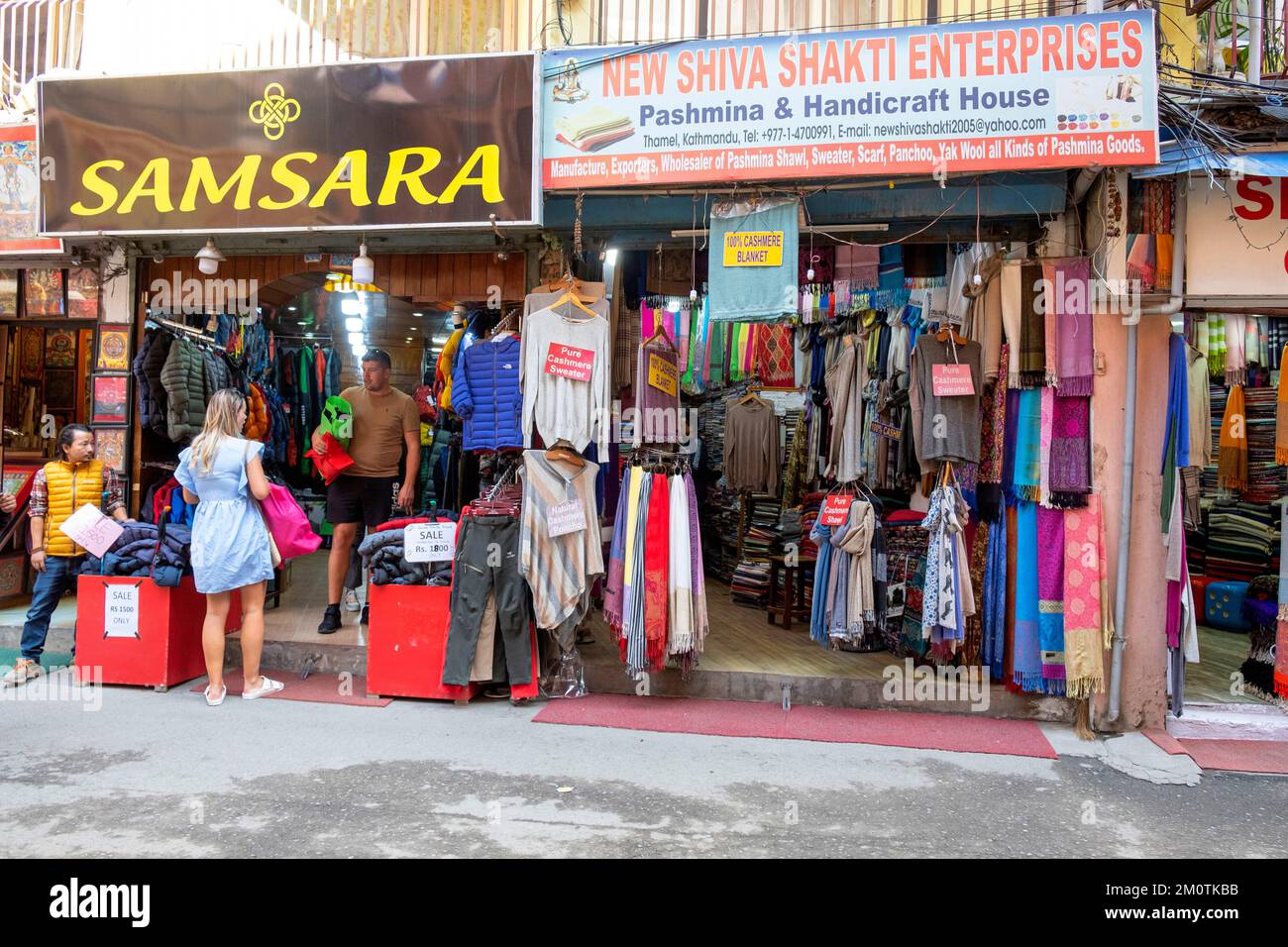 Craft shop thamel kathmandu nepal hi-res stock photography and images ...