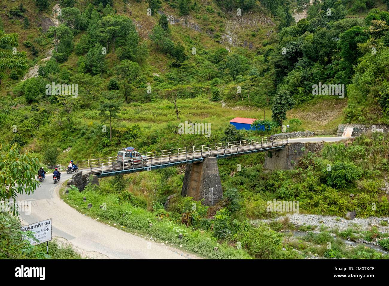 Nepal, national road H02, crossing a bridge Stock Photo - Alamy