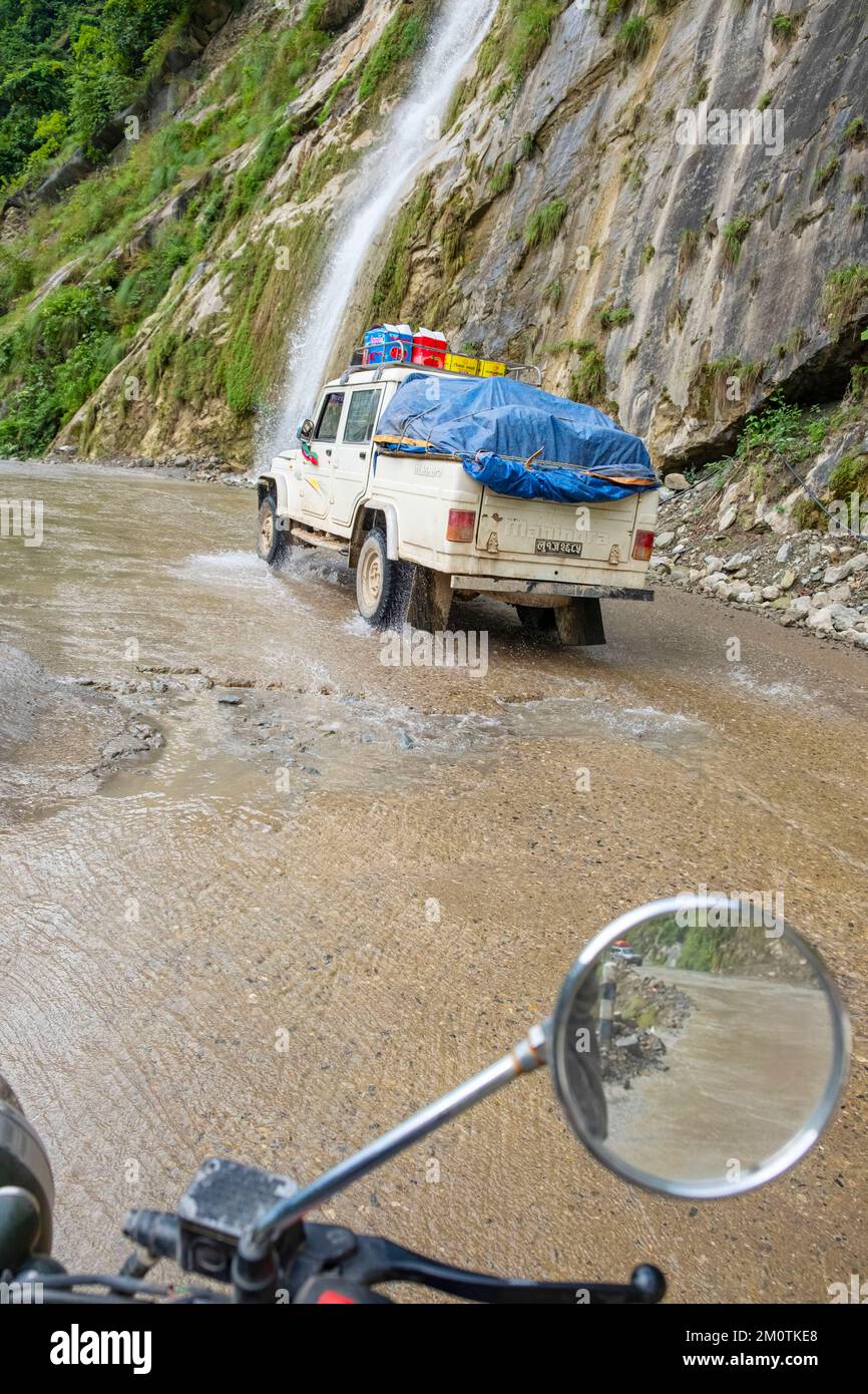 Rutted road hi-res stock photography and images - Alamy