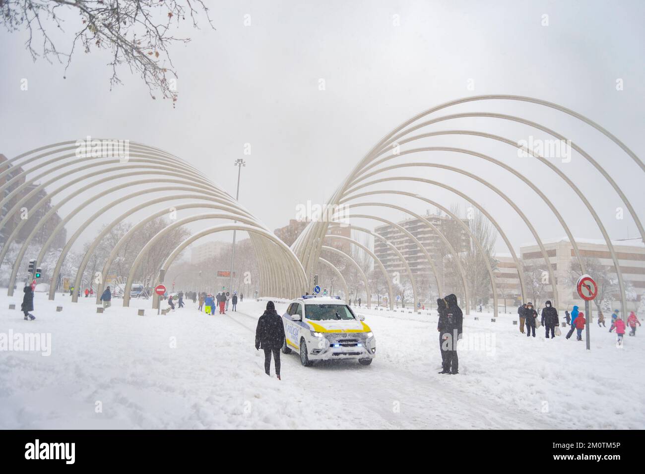 Snow. Blair. Wind. Street. Winter. Cold. Record. White cloak. Forest ...