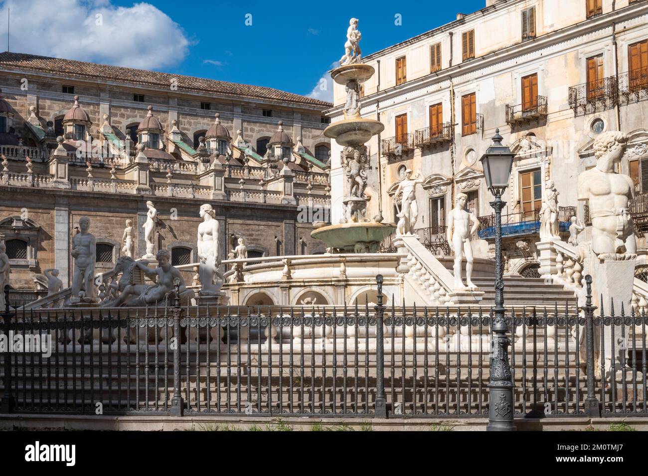 Italy, Sicily,Palermo, Fontana Pretoria Stock Photo - Alamy