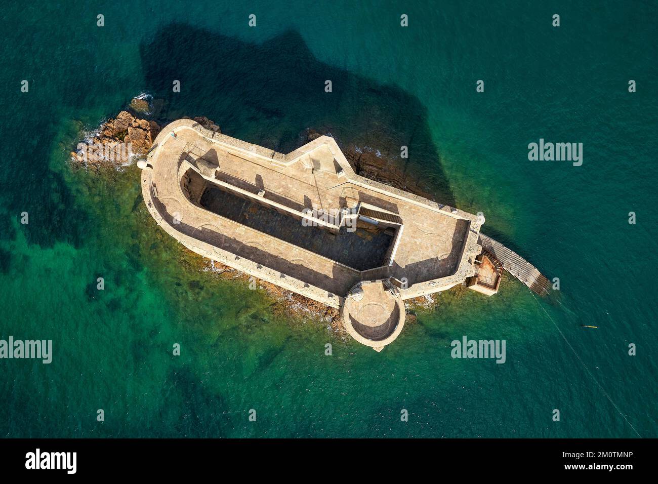 France, Finistere, Baie de Morlaix, Plouezoc'h, Chateau du Taureau (the ...