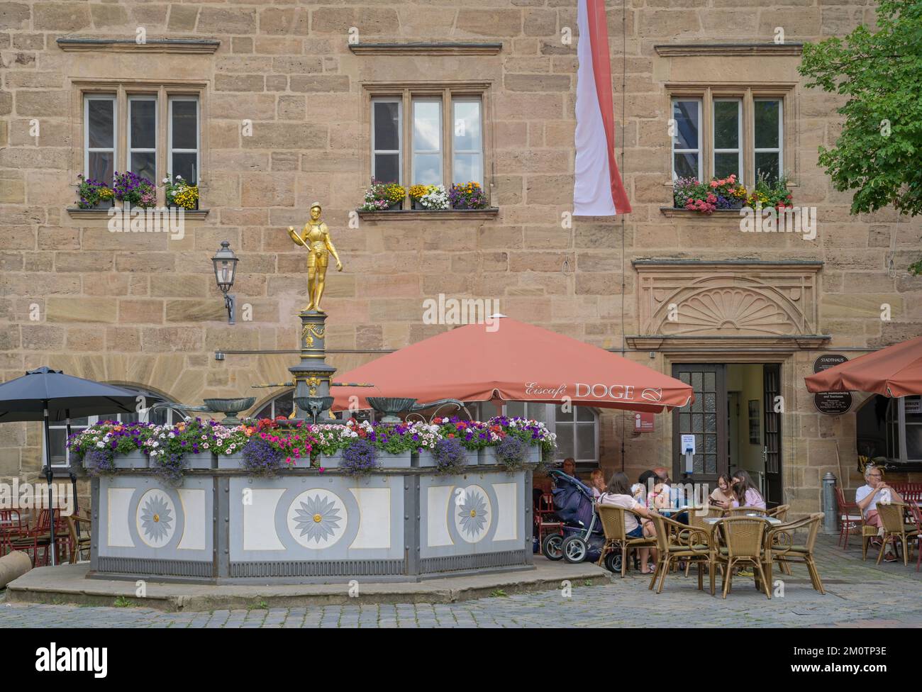 Markgraf-Georg-Brunnen, Stadthaus, Martin-Luther-Platz, Altstadt ...