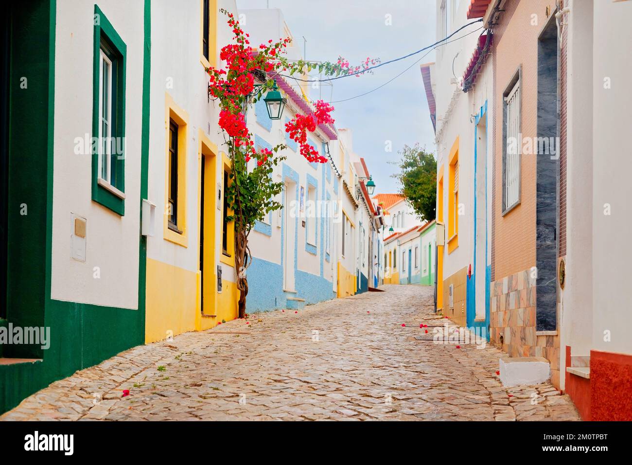 Ferragudo street hi-res stock photography and images - Alamy