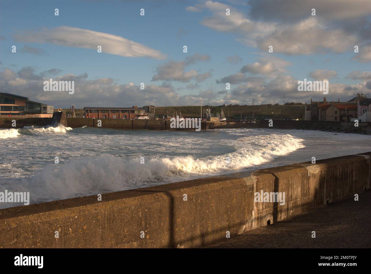 winter waves at Eyemouth harbour in winter Stock Photo - Alamy