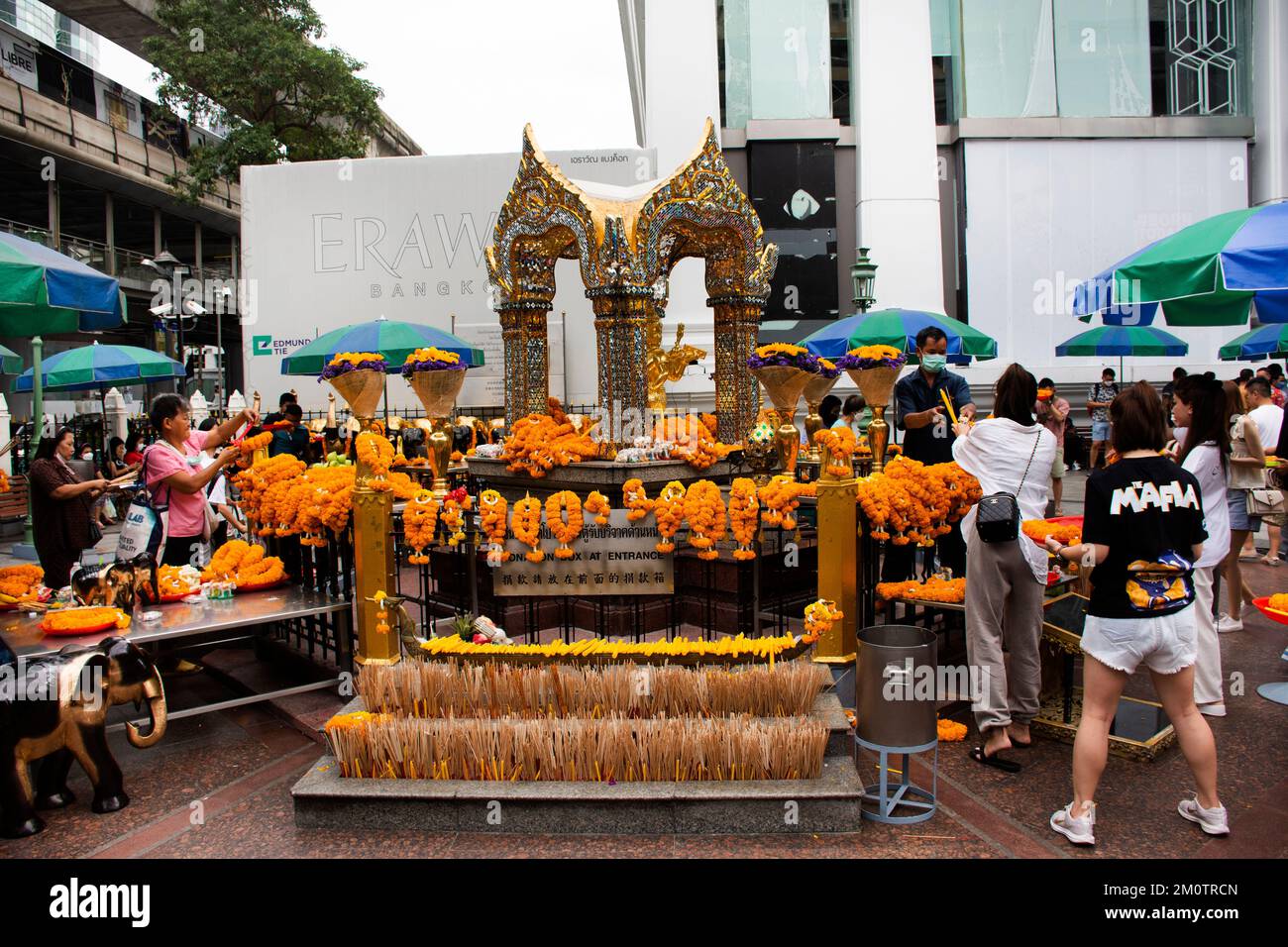 Lord brahma shrine hi-res stock photography and images - Alamy