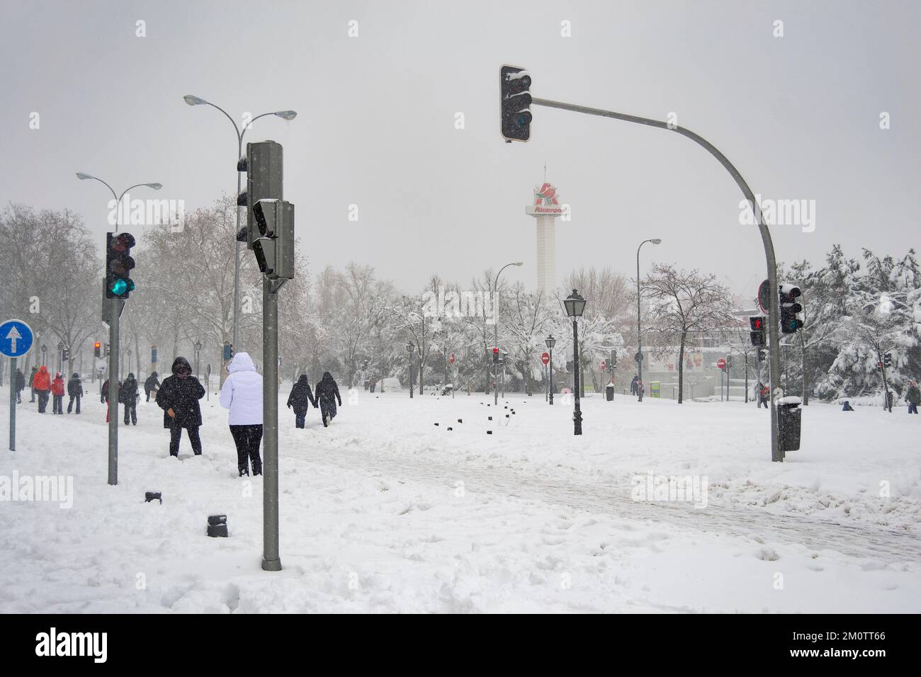 Snow. Blair. Wind. Street. Winter. Cold. Record. White cloak. Forest ...
