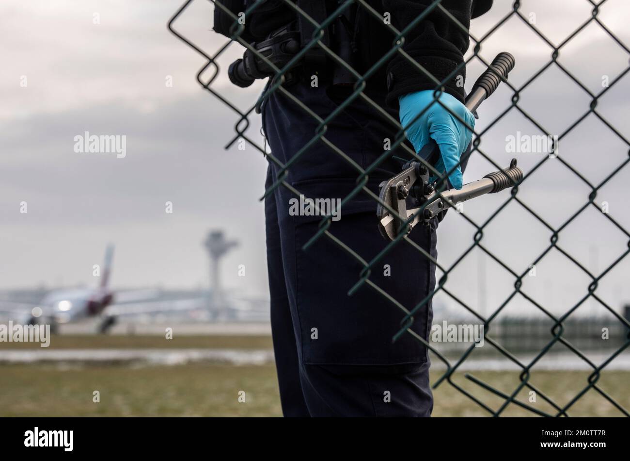 Tarmac cutter hi-res stock photography and images - Alamy