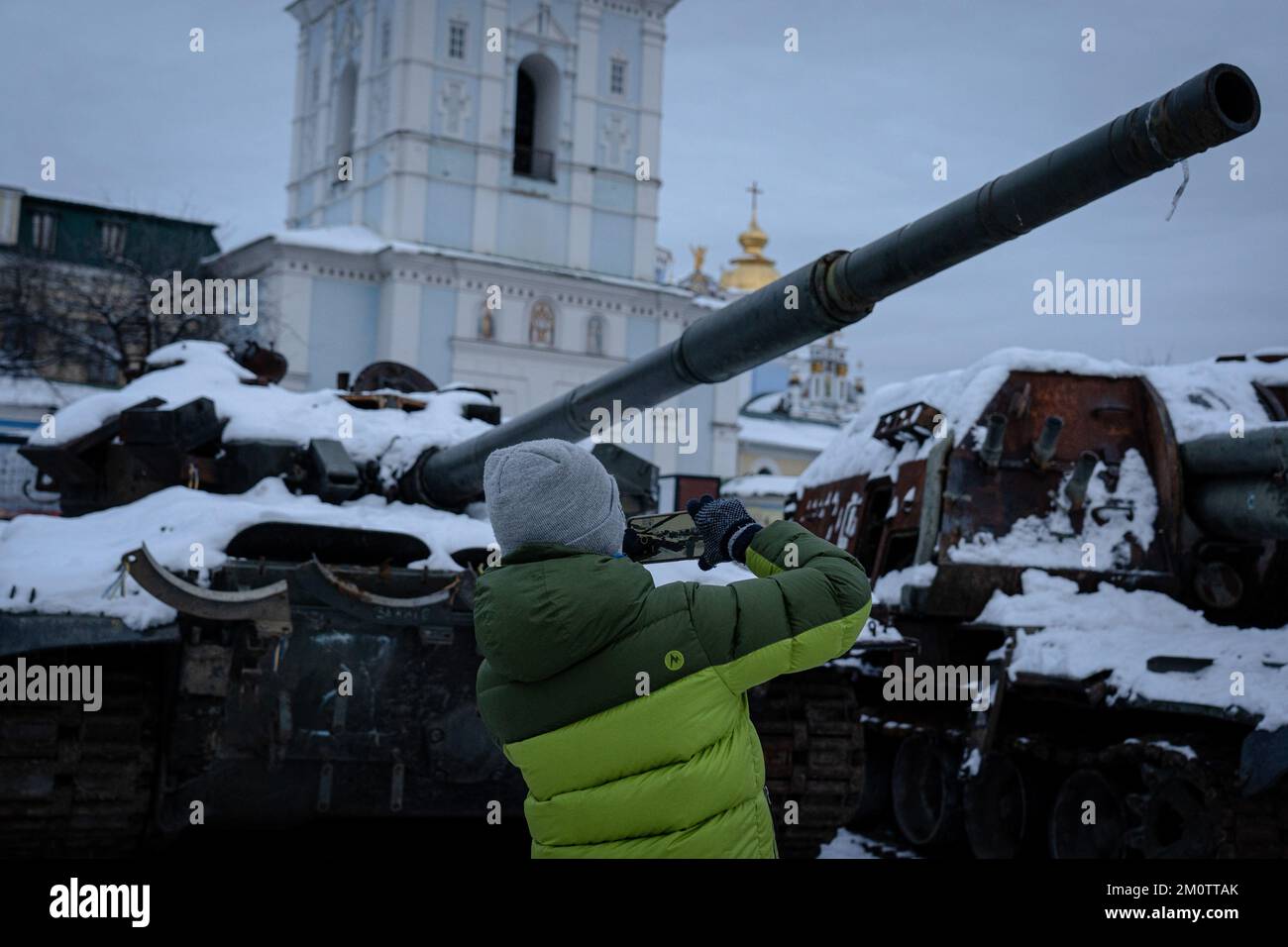 Kyiv, Ukraine. 01st Dec, 2022. A child was seen taking pictures of ...
