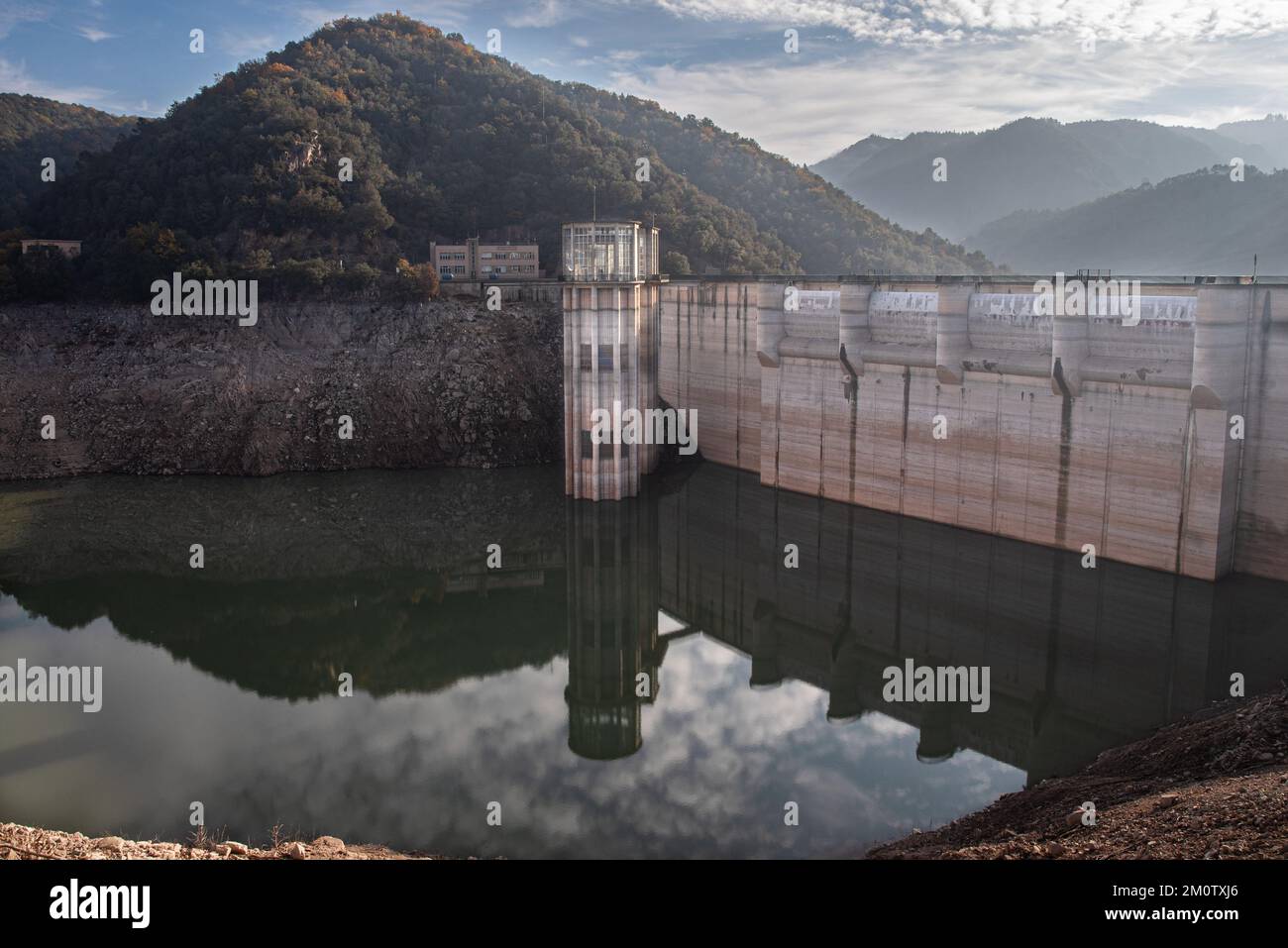 Catalonia, Spain - 6 Dec 2022, Sau reservoir dam with its water ...