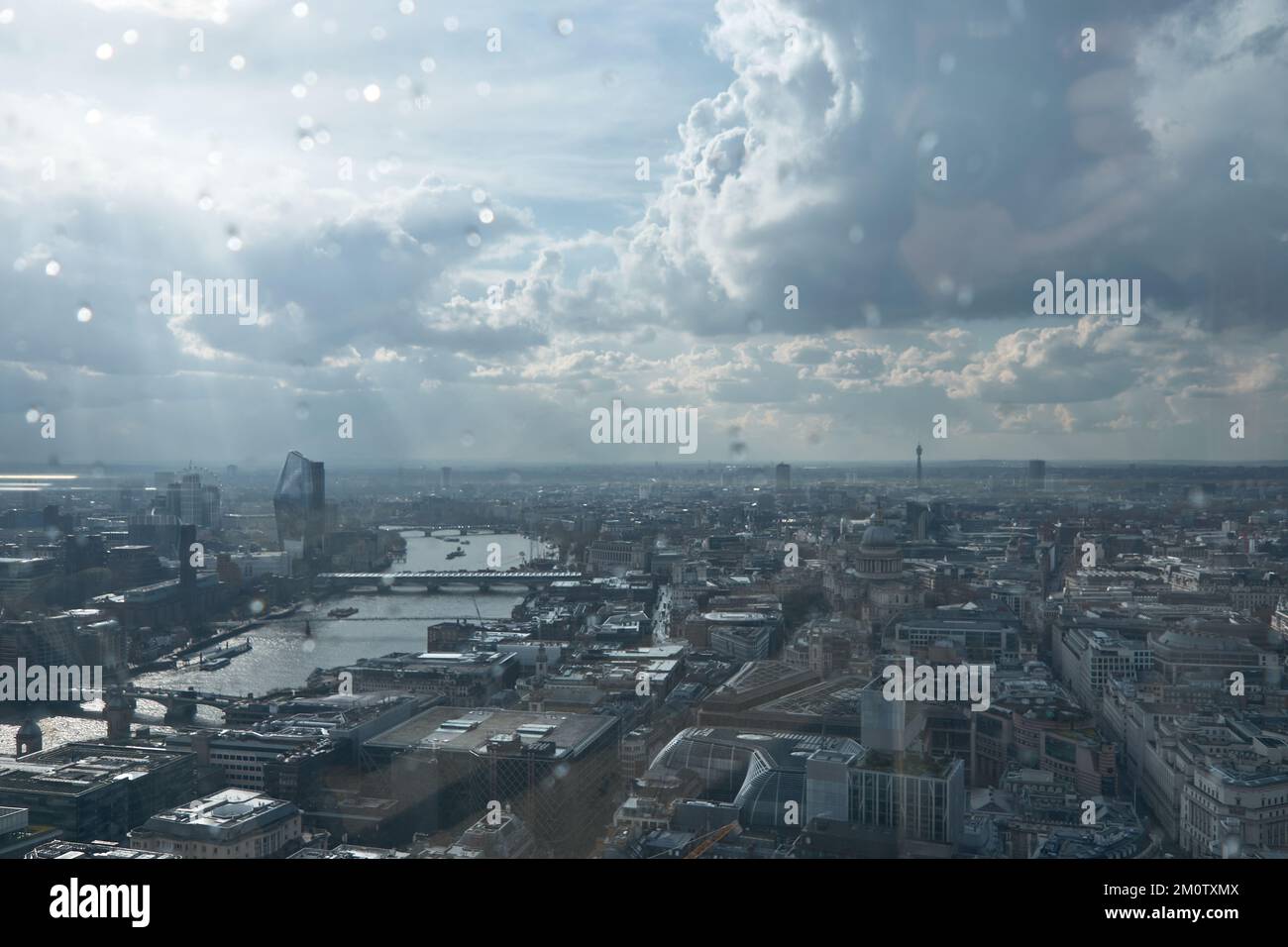 Aerial panoramic view river thames hi-res stock photography and images ...